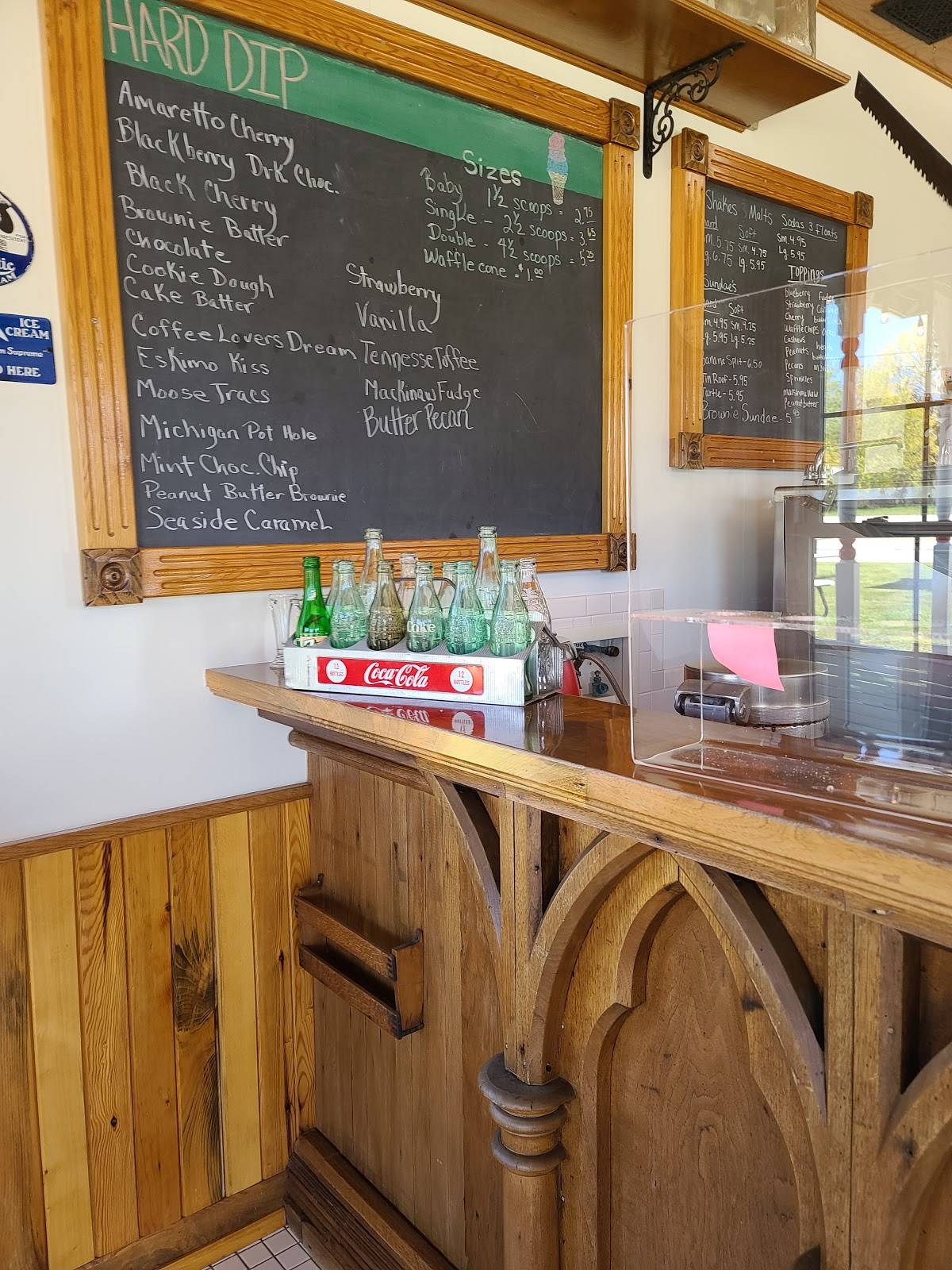 Menu at Arcadia Ice House, Arcadia