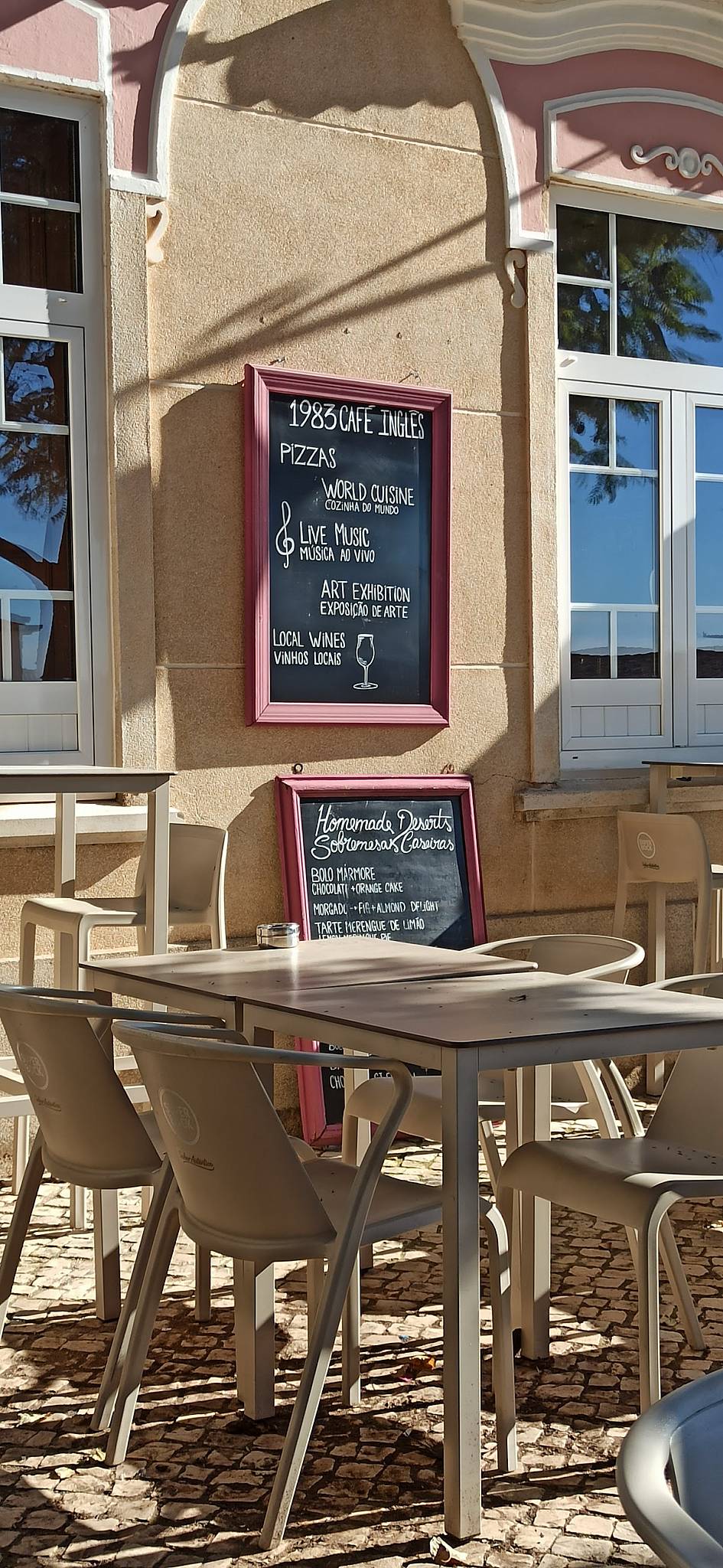 Menu at Café Inglês, Silves