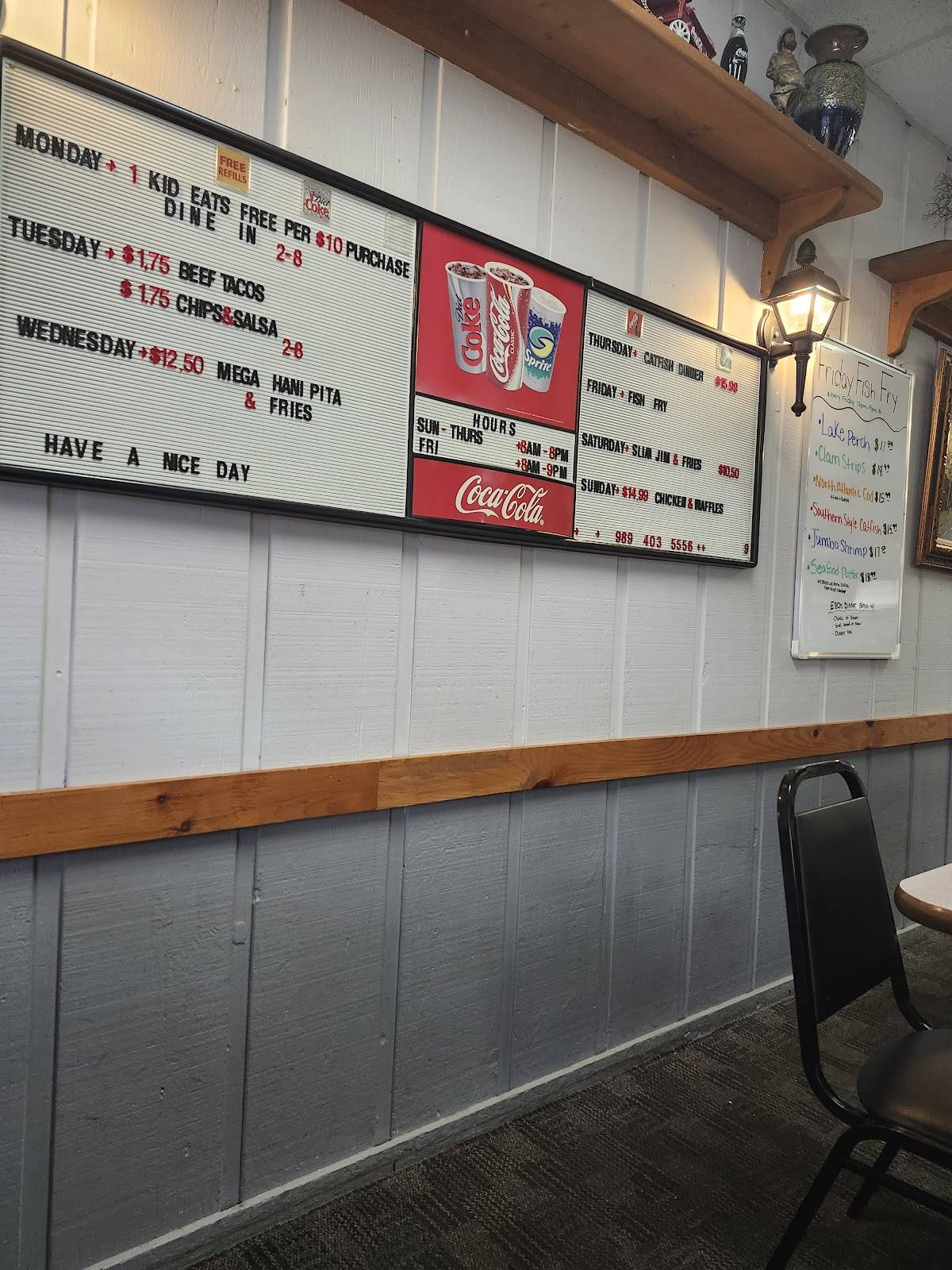 Menu at Country Ranch Family Restaurant & Ice Cream Parlor, Morrice
