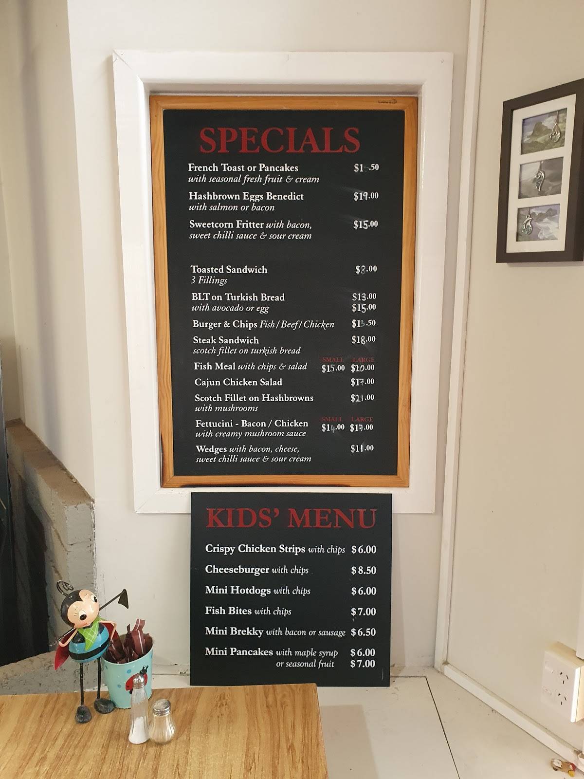 Menu at DD's Country Café cafe, Waitoki, Kahikatea Flat Rd