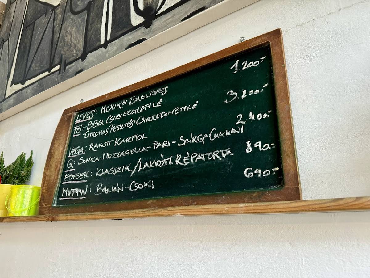 Menu at Dagoba bisztró restaurant, Budapest
