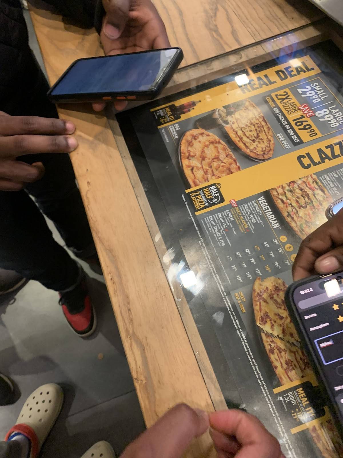Carta del restaurante Debonairs Pizza Hatfield Plaza, Pretoria, Burnett St