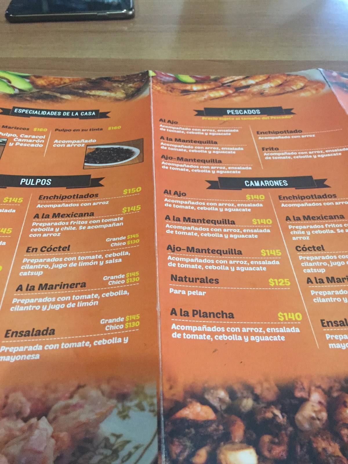 Menu at El Grillo Marinero restaurant, La Crucecita