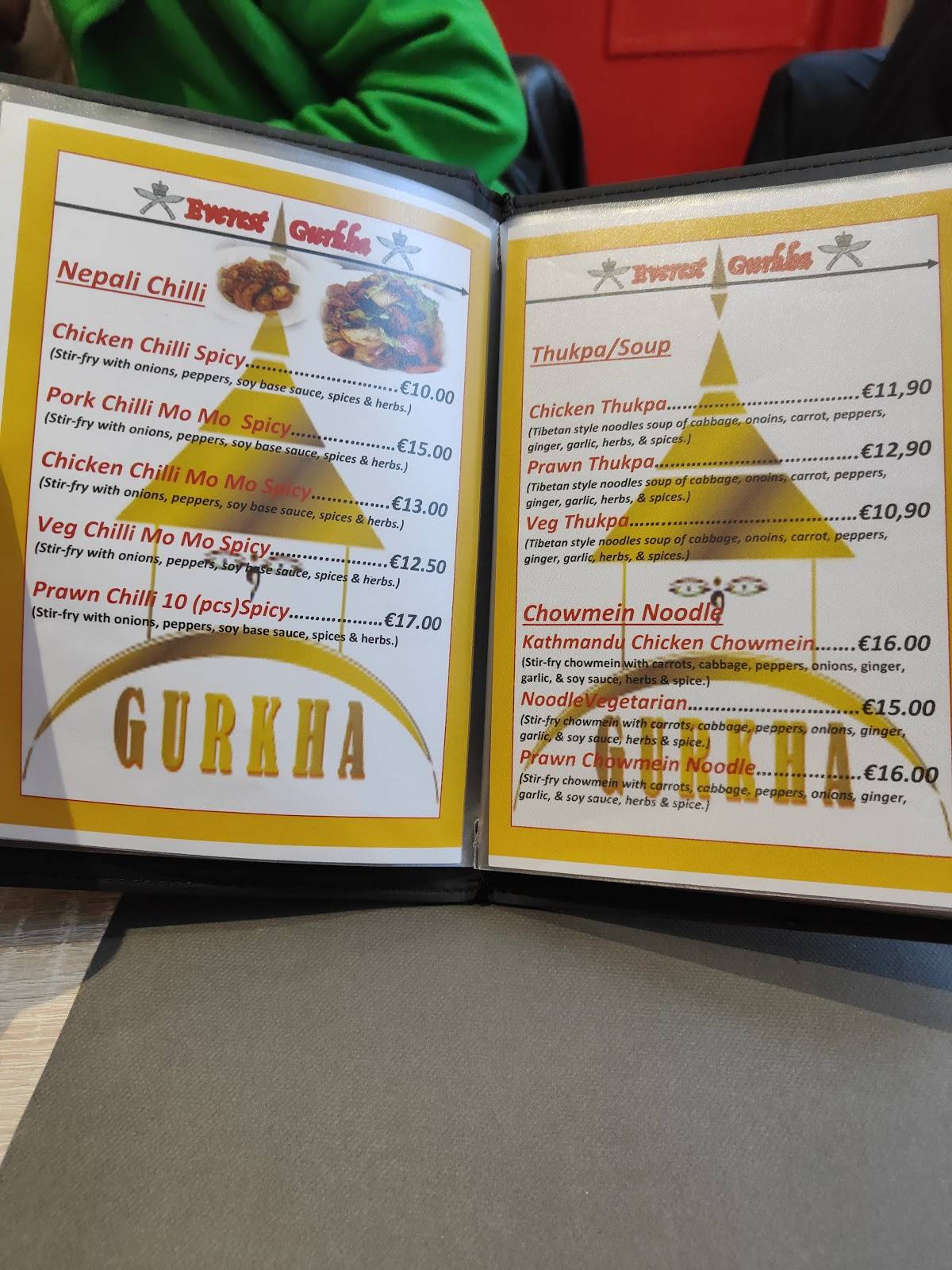 Menu au Everest gurkha, Gand