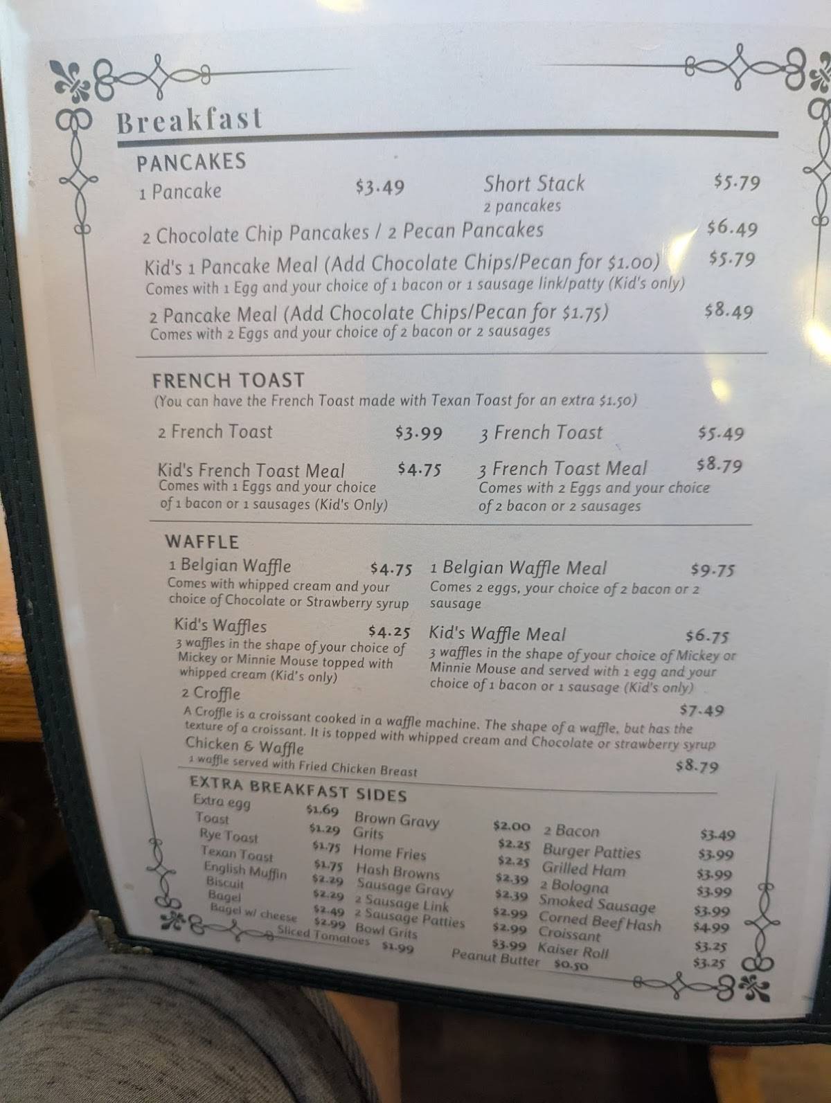 Menu at Farmhouse Restaurant, Belleview