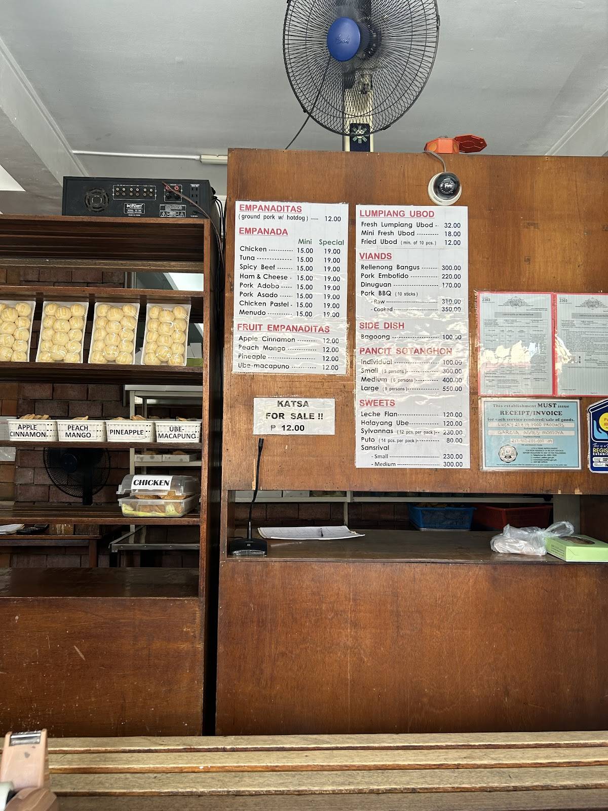 Menu at Lucky 21 restaurant, Quezon City