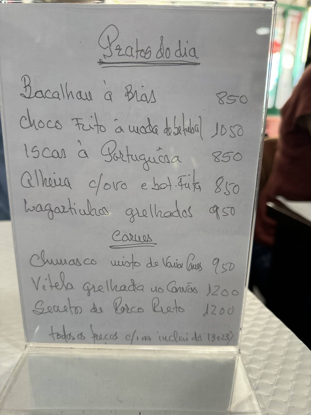 Menu at Maçã Verde restaurant, Lisbon
