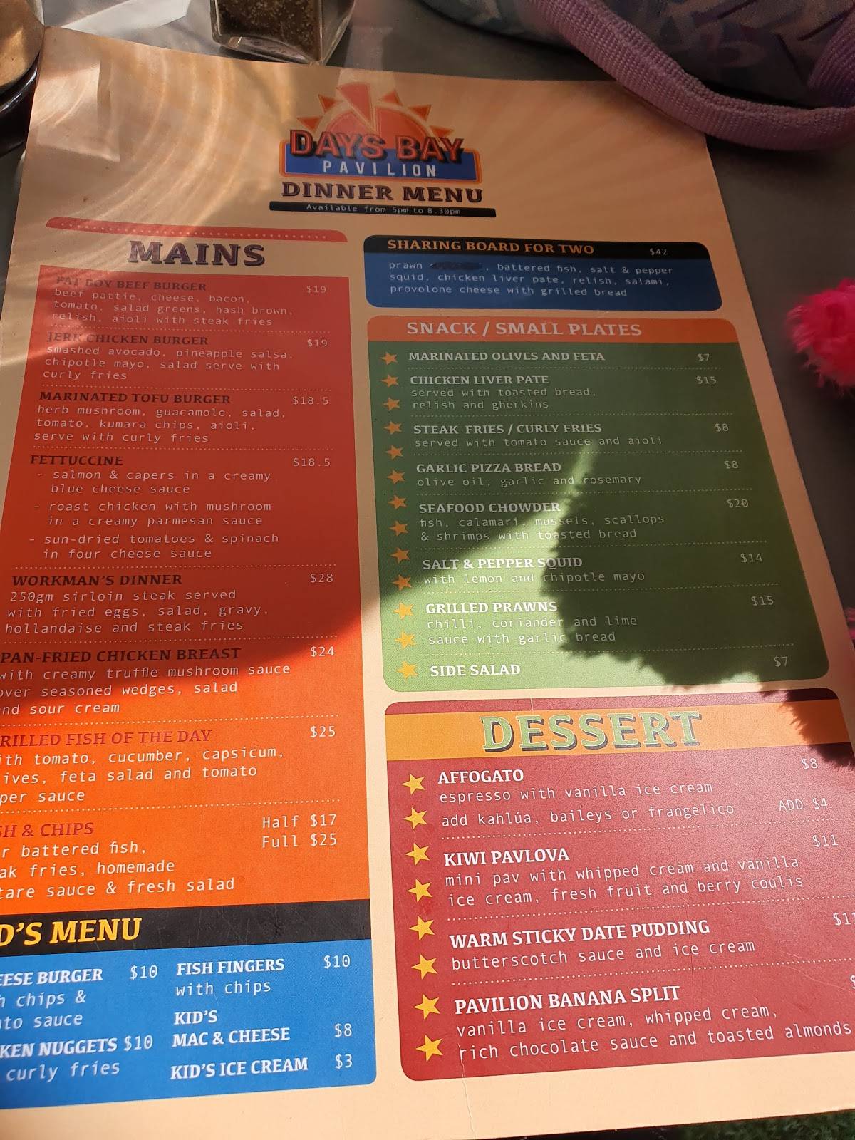 Menu at Days Bay Pavilion pizzeria, Lower Hutt