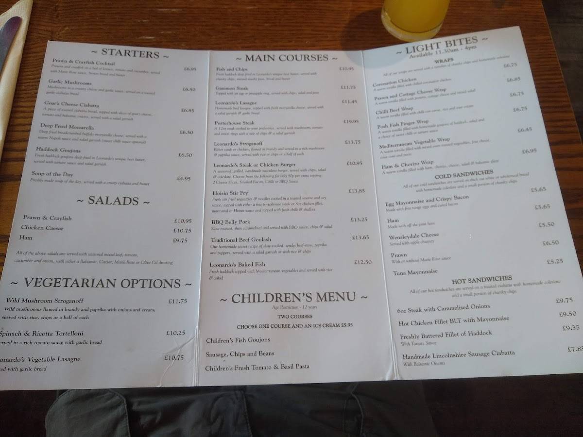 Menu at Leonardo's pub & bar, Hull