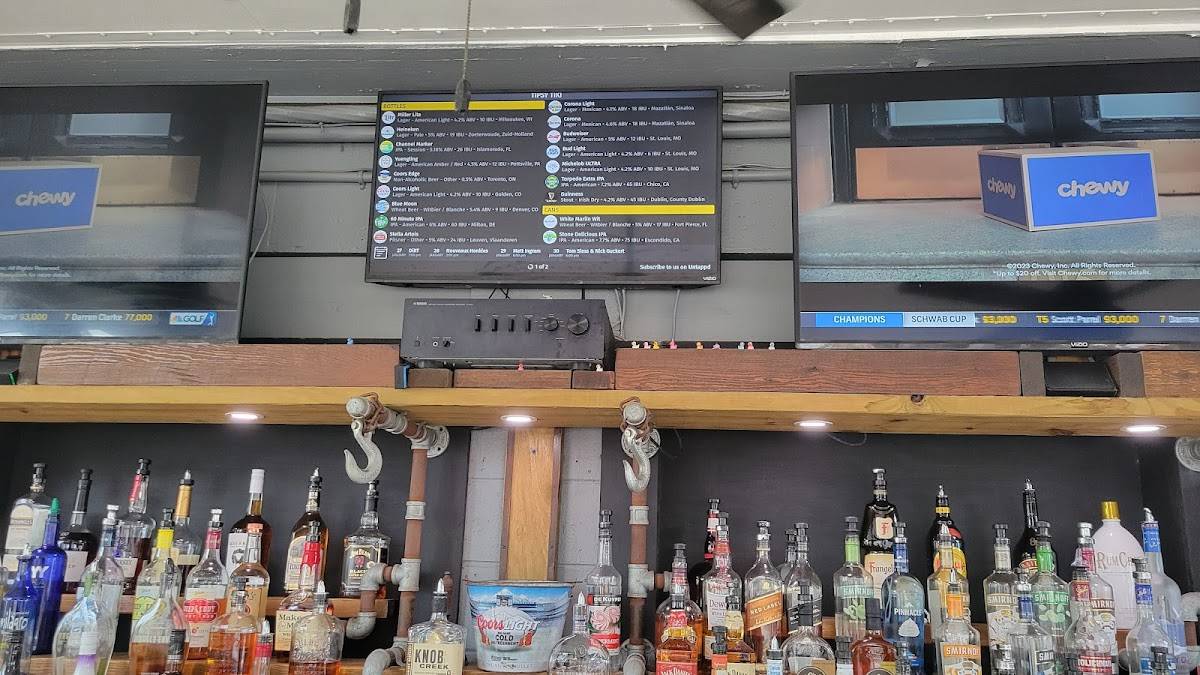 Menu at Tipsy Tiki pub & bar, Fort Pierce