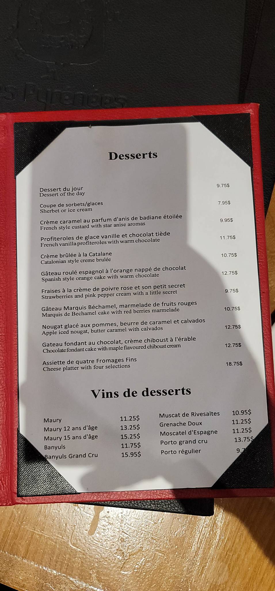 Menu au Les Pyrénées restaurant, Montréal