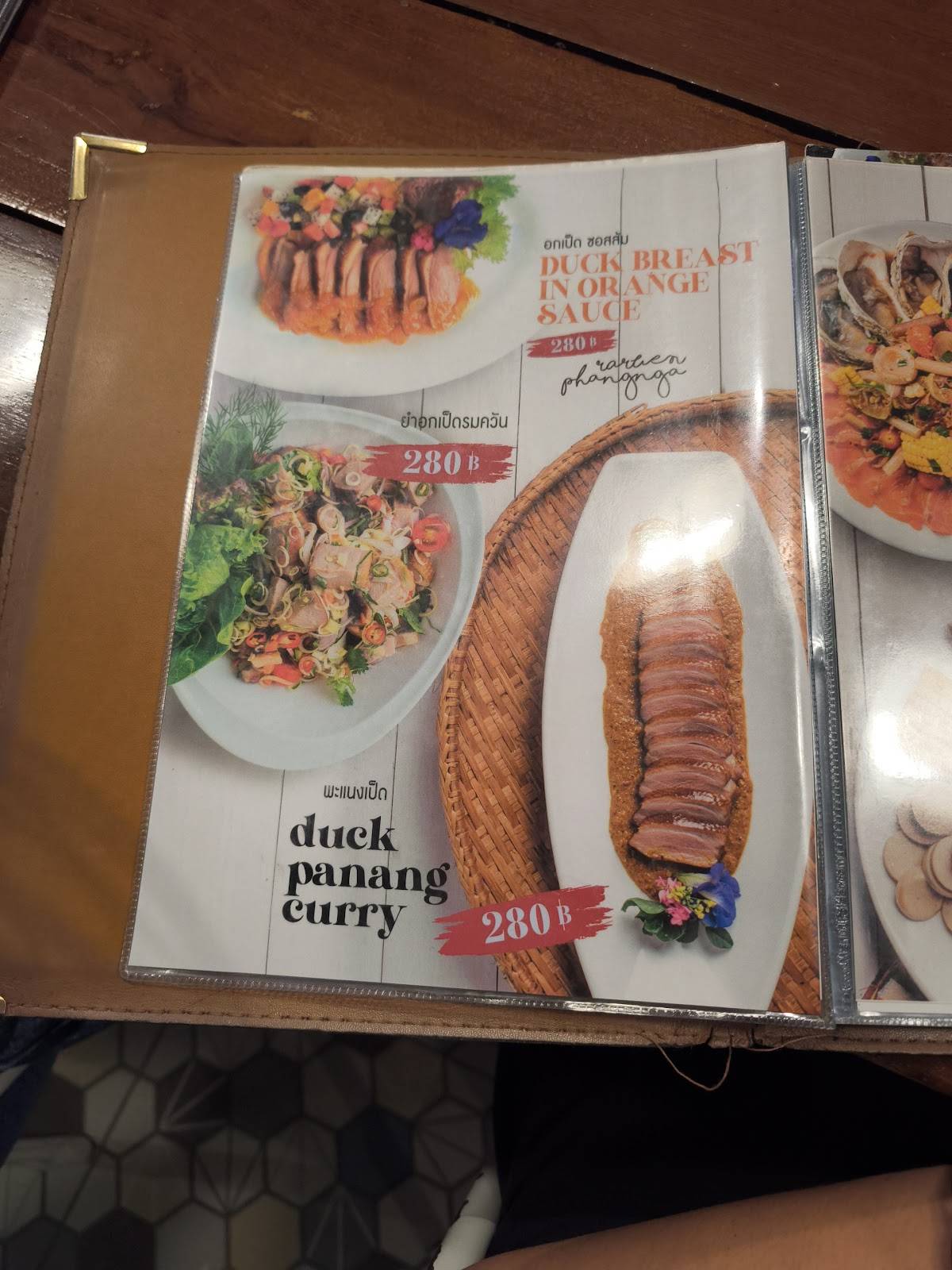 Menu at ระรื่น Raruen Cafe & Restaurant, Tham Nam Phut