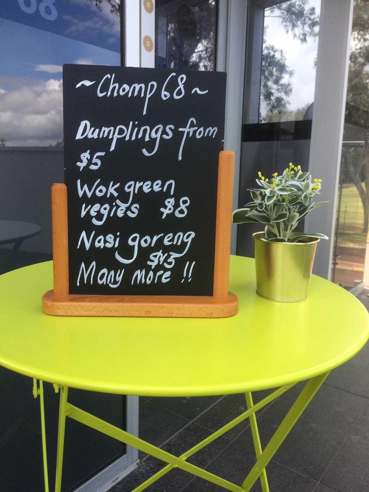 Menu at Chomp 68 restaurant, Bassendean