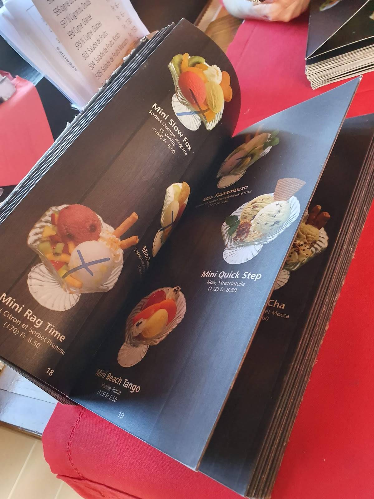 Menu au Restaurant Les Roches-de-Moron, Les Planchettes, Les Roches-de ...
