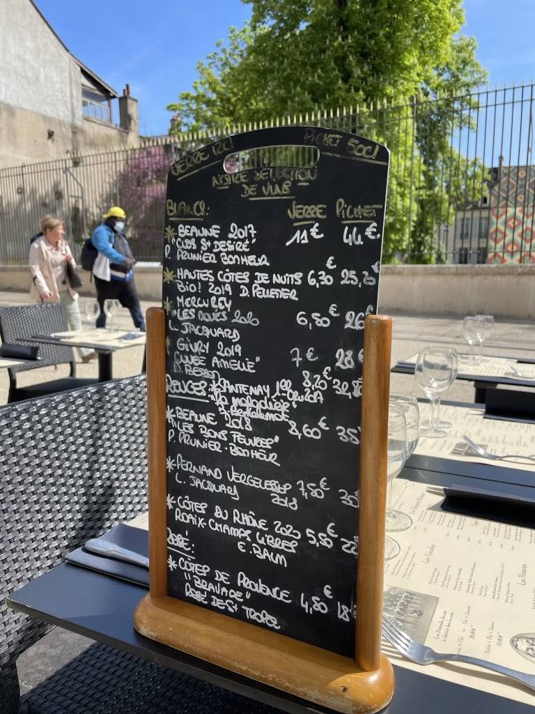 Menu au Chez Léon restaurant, Dijon, 20 Rue des Godrans