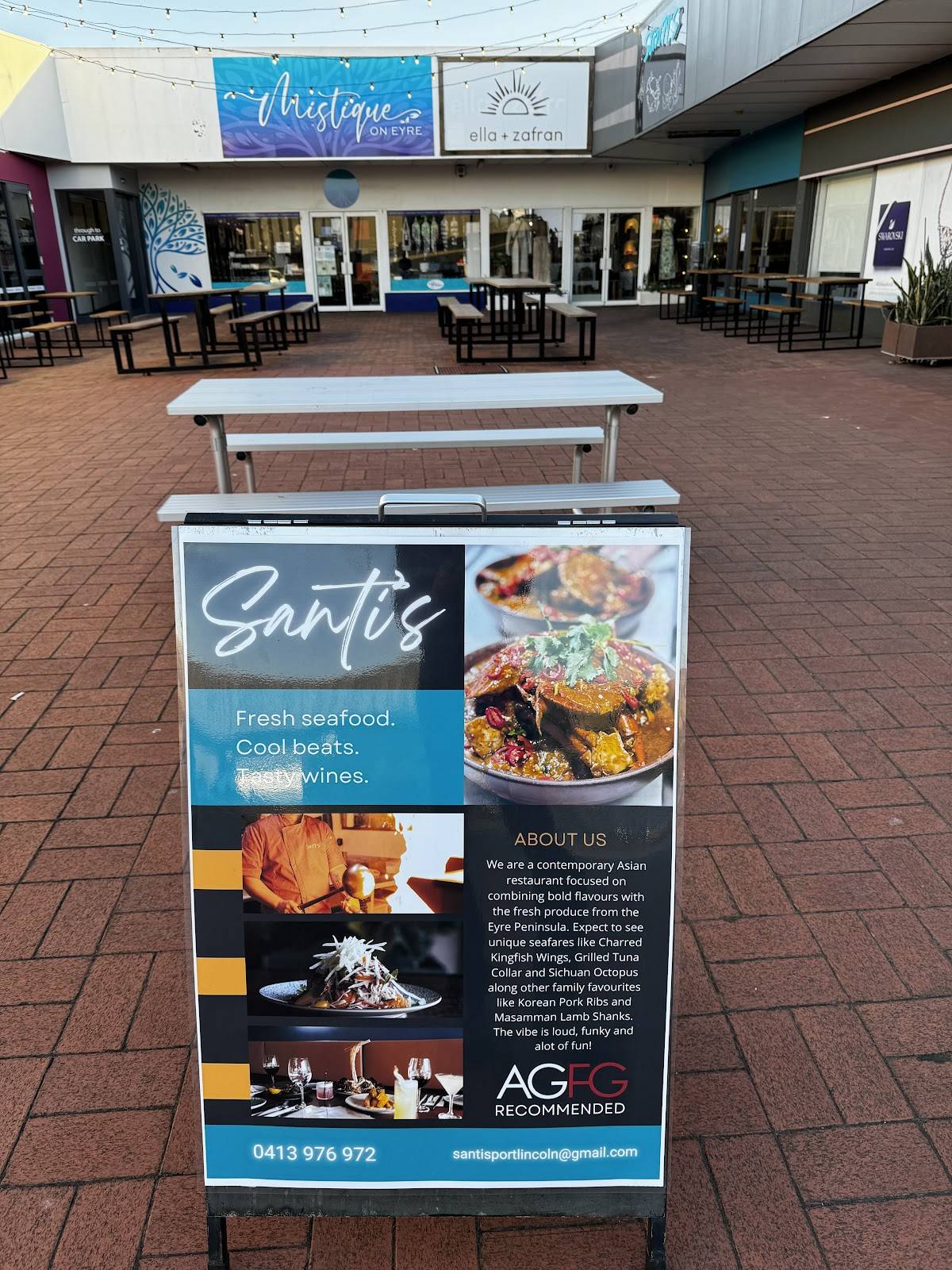 Menu at Santi's restaurant, Port Lincoln