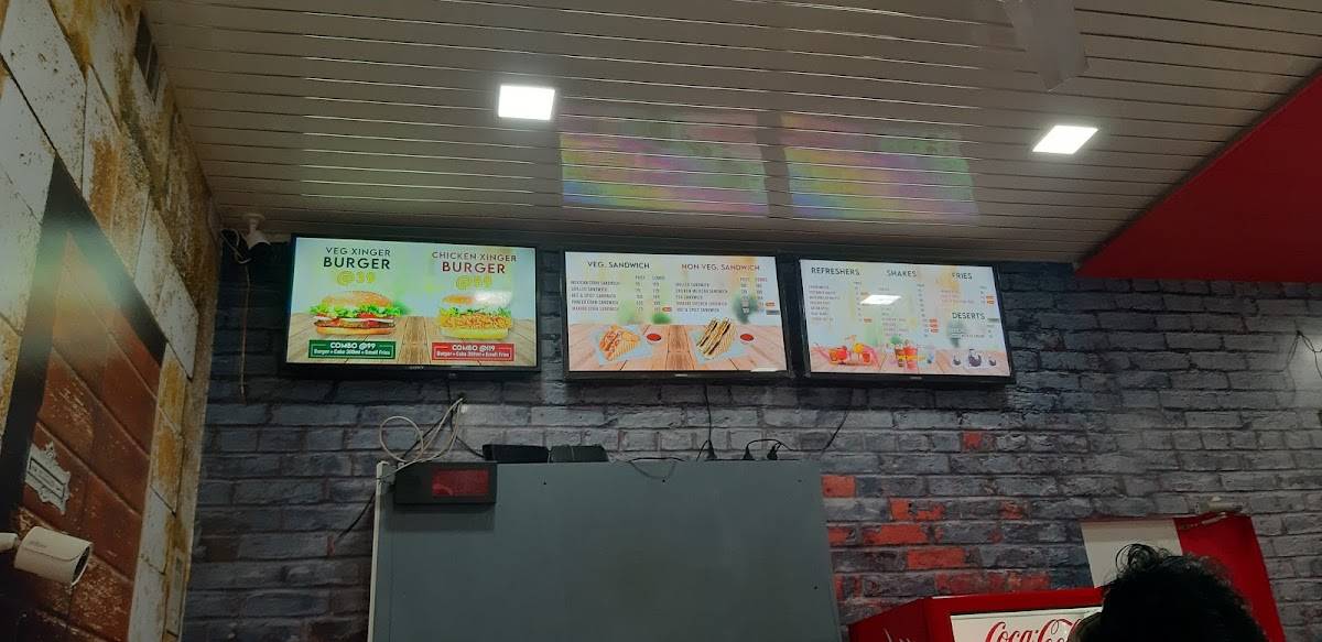 Menu at Snakkers, Bagha Purana