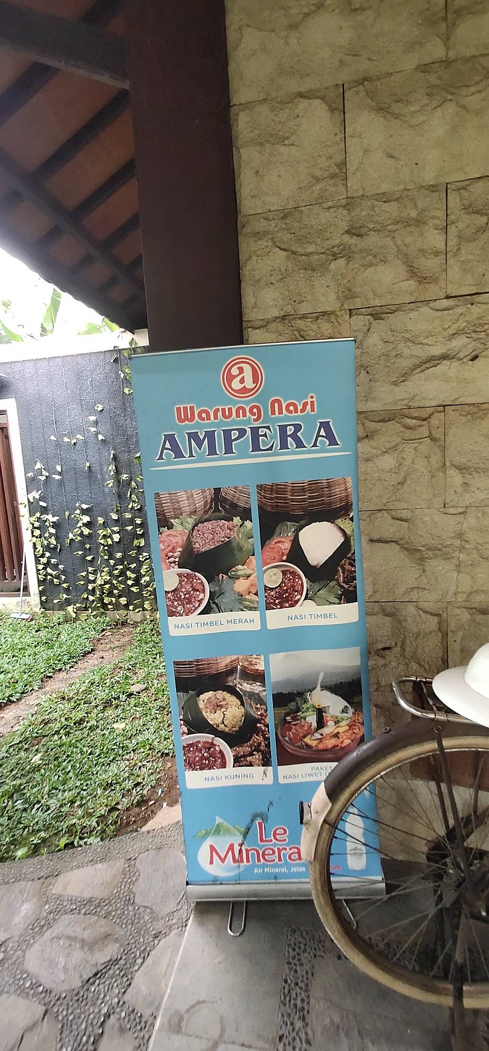 Menu at Warung Nasi Ampera Sentul restaurant, Cipambuan