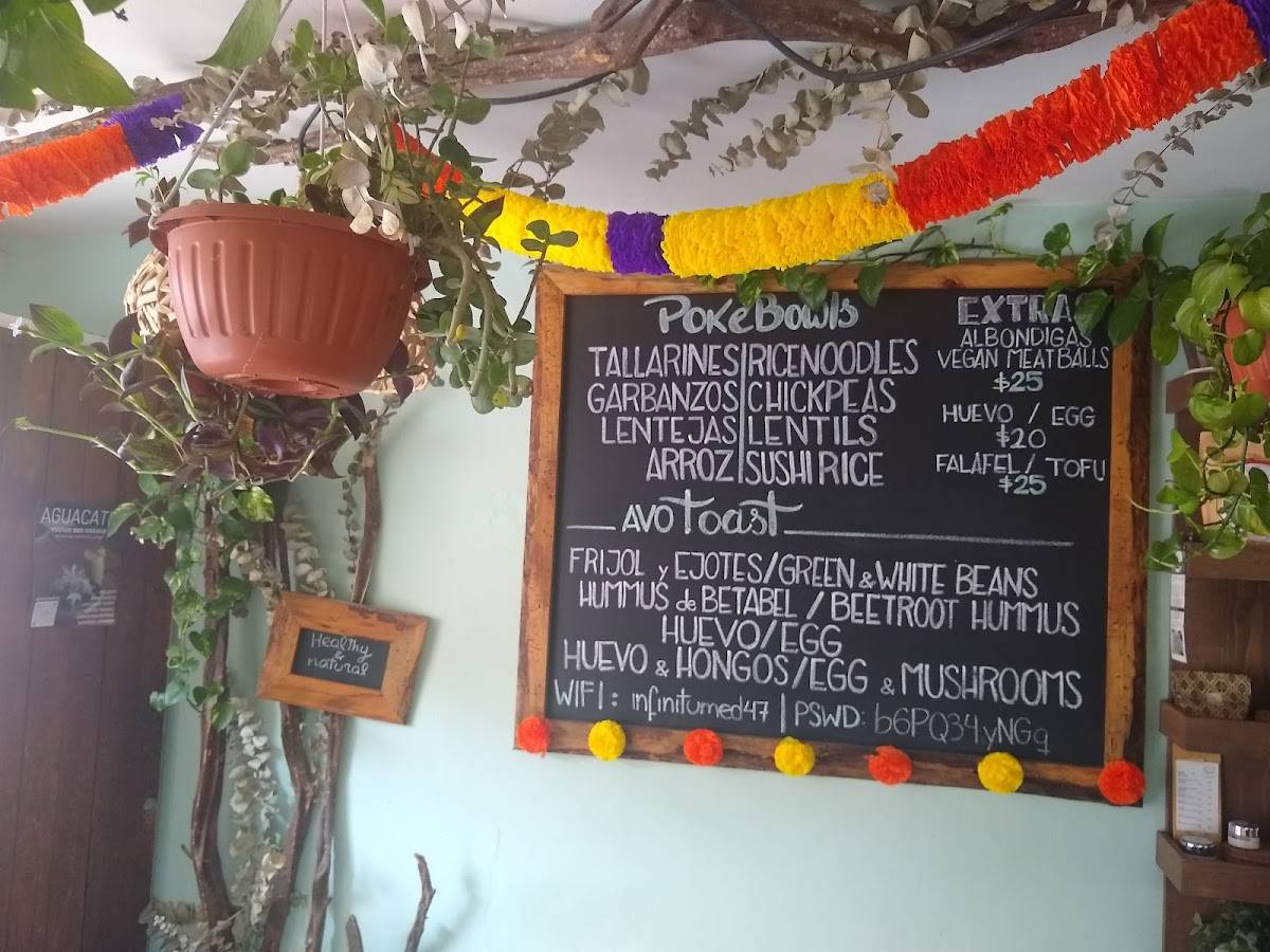 Menu at Aguacate Veggie Bar, San Cristóbal de las Casas