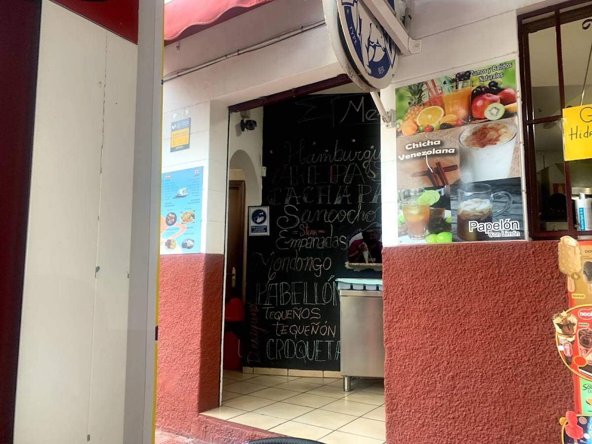 Carta de Restaurante Arepera Guayoyo, San Miguel