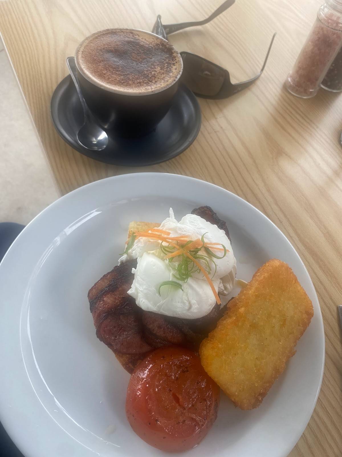 Menu at Brew & View cafe, Point Vernon