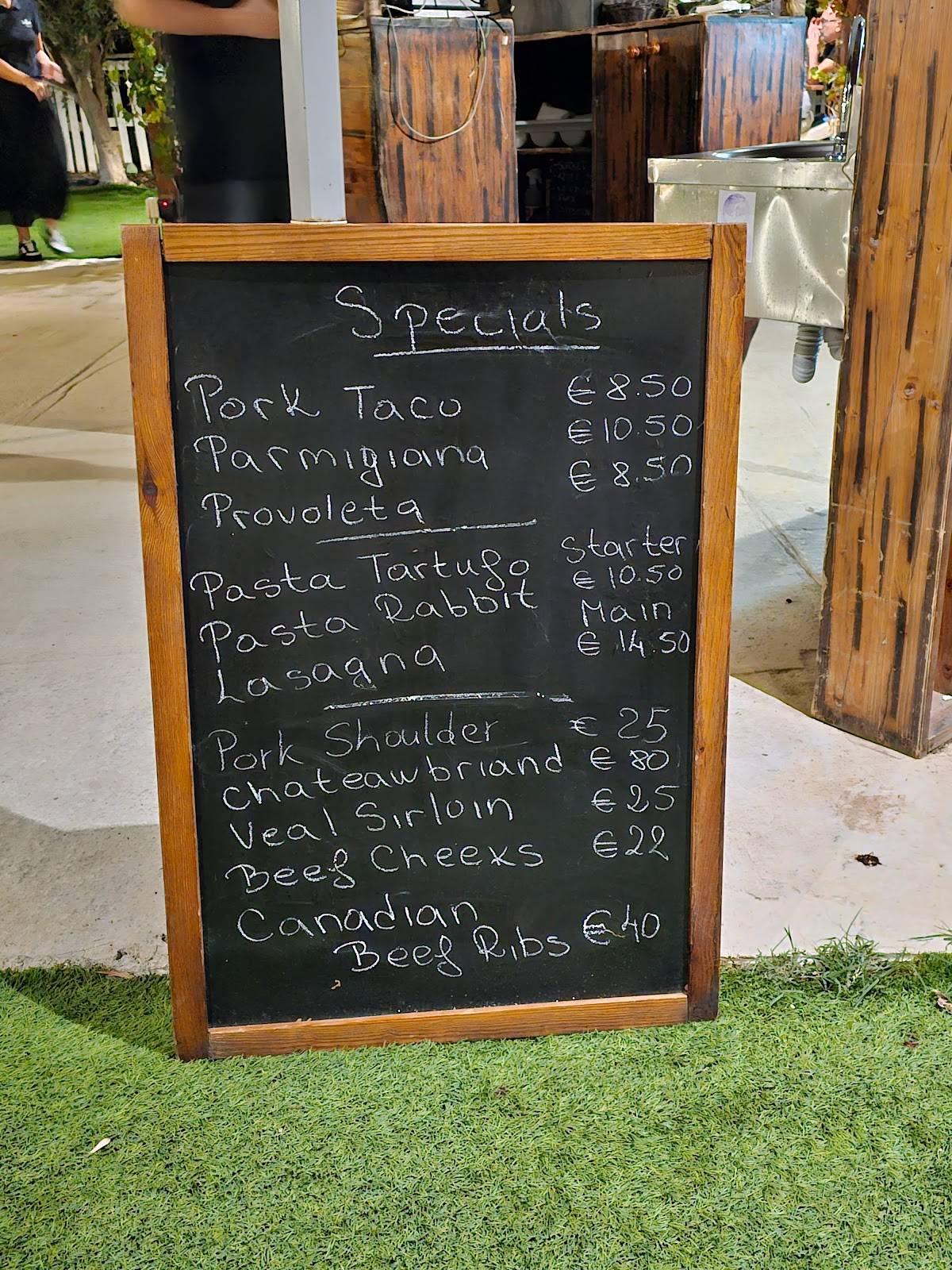 Menu at Chukkas Mosta BBQ, Attard, Triq Durumblat Mosta MST