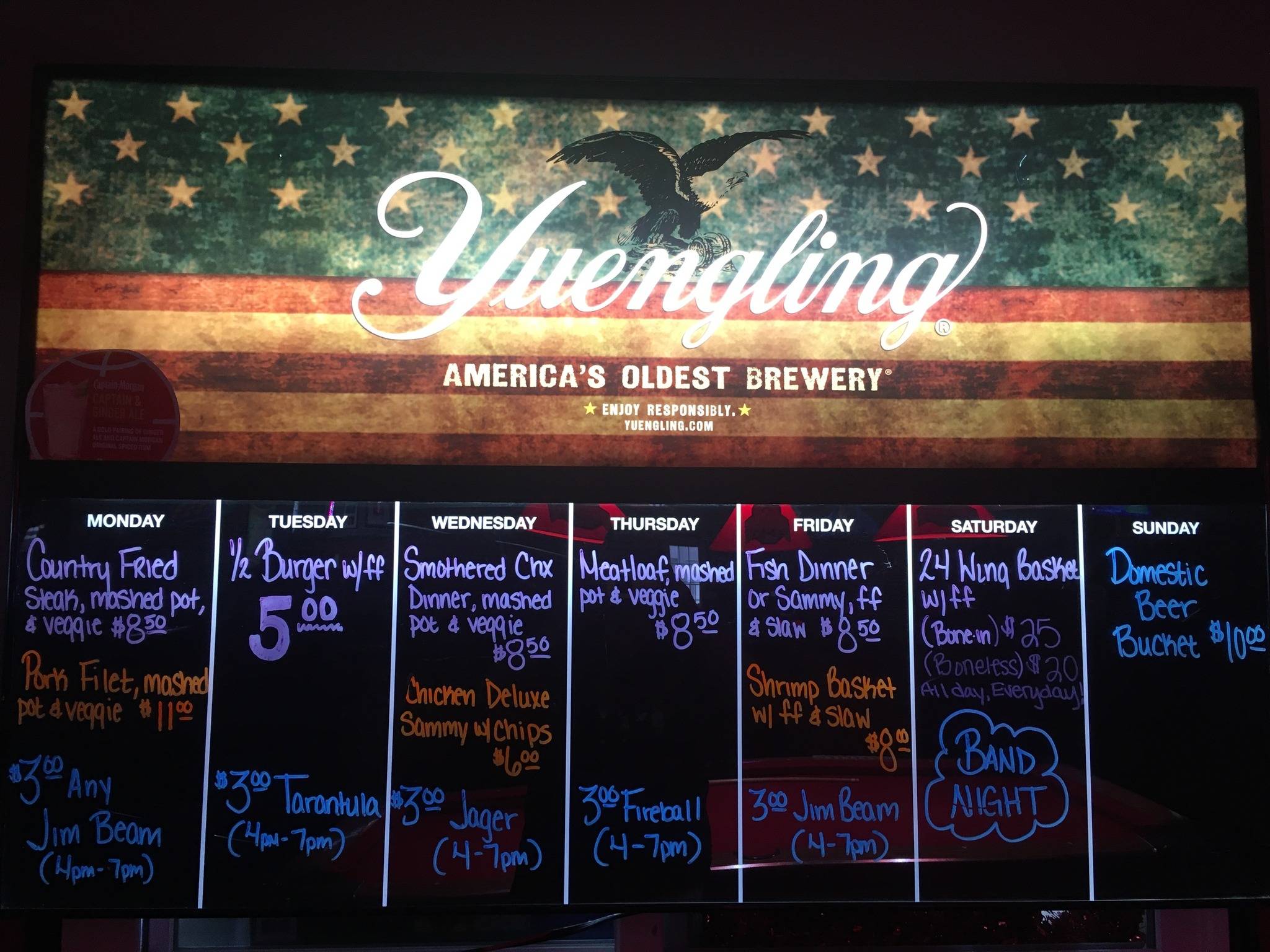 Menu at Cliffside Key Club, Akron