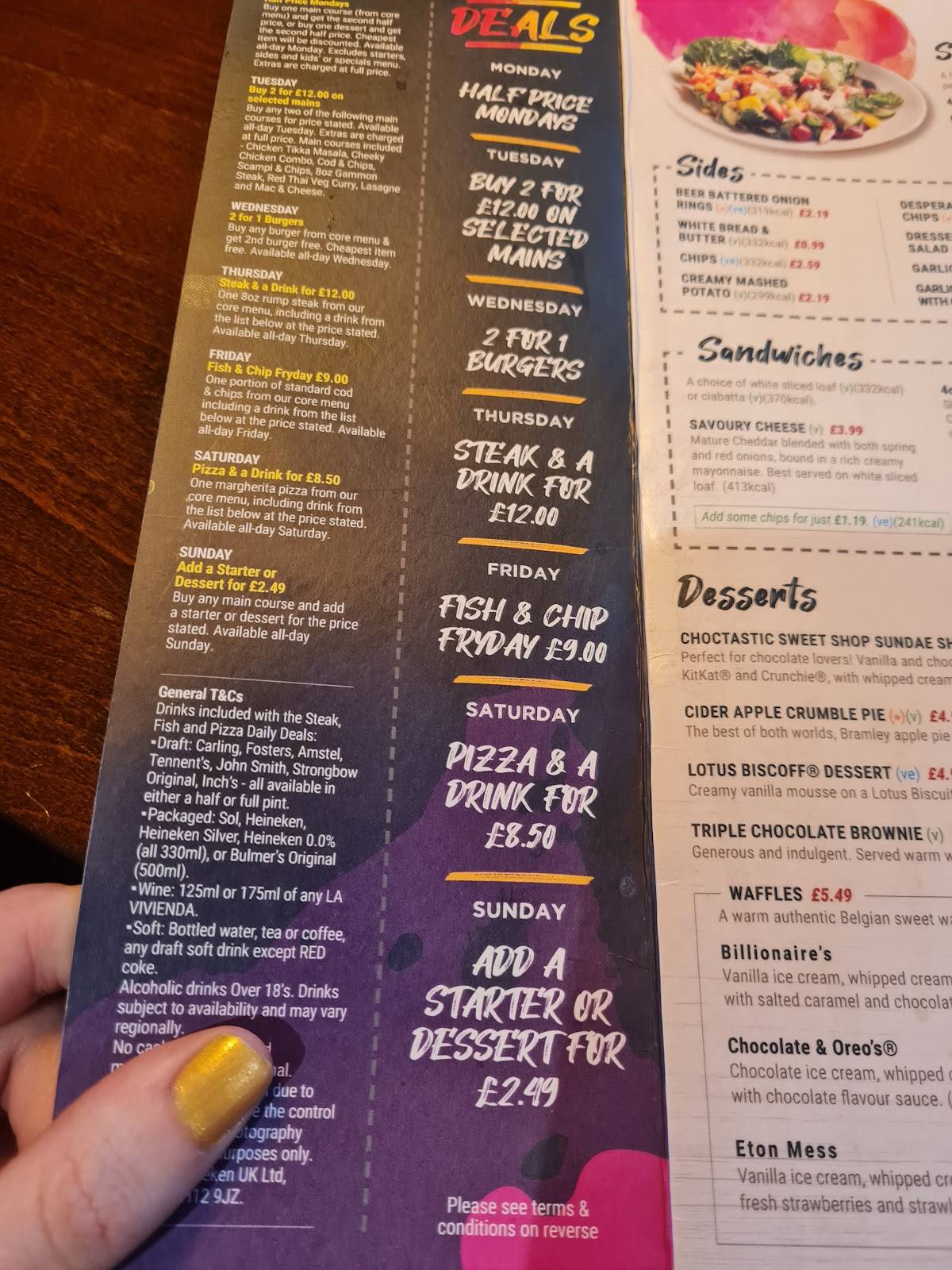 Menu at The Crusader pub & bar, Nottingham, Hartness Rd