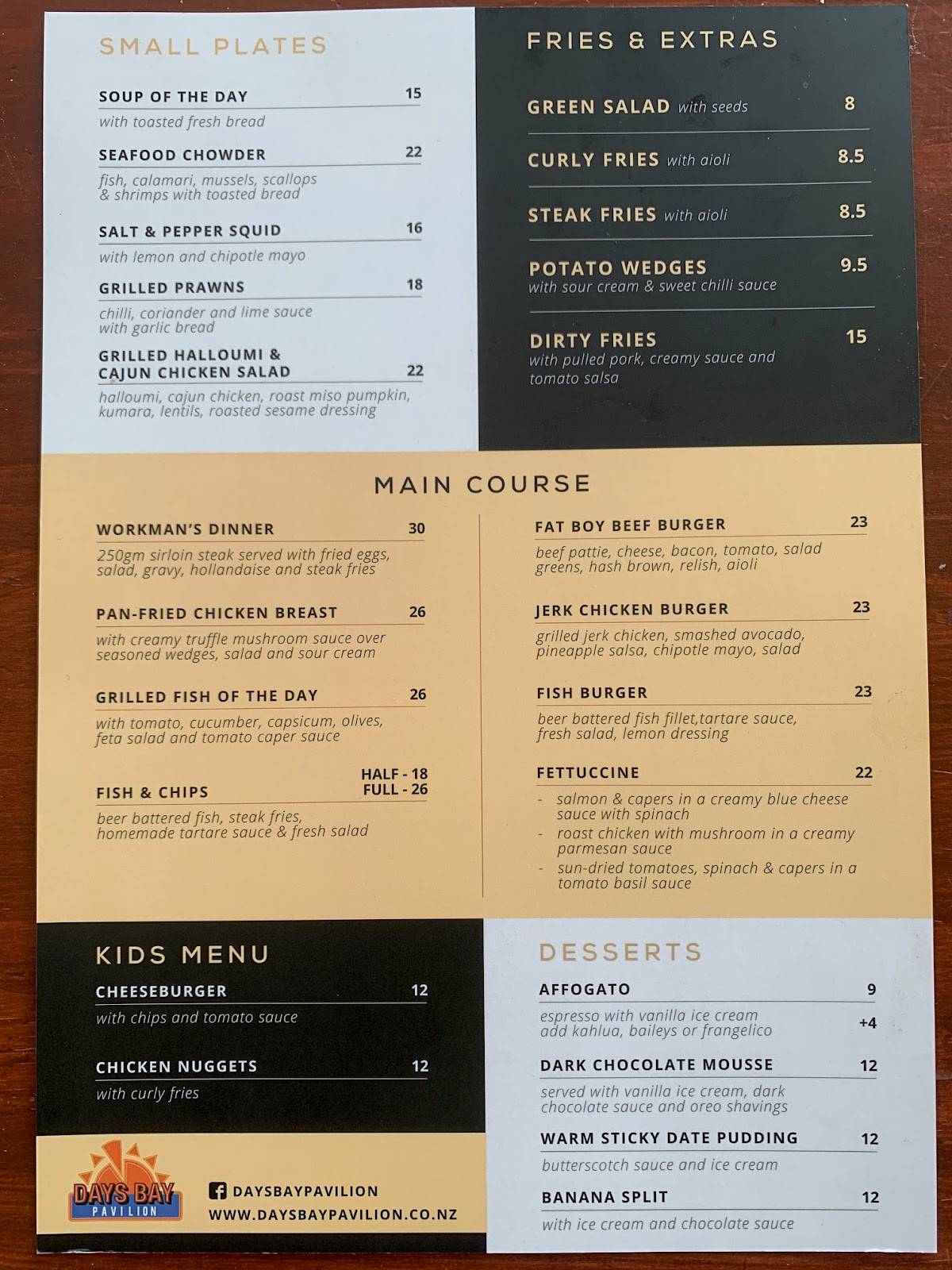 Menu at Days Bay Pavilion pizzeria, Lower Hutt