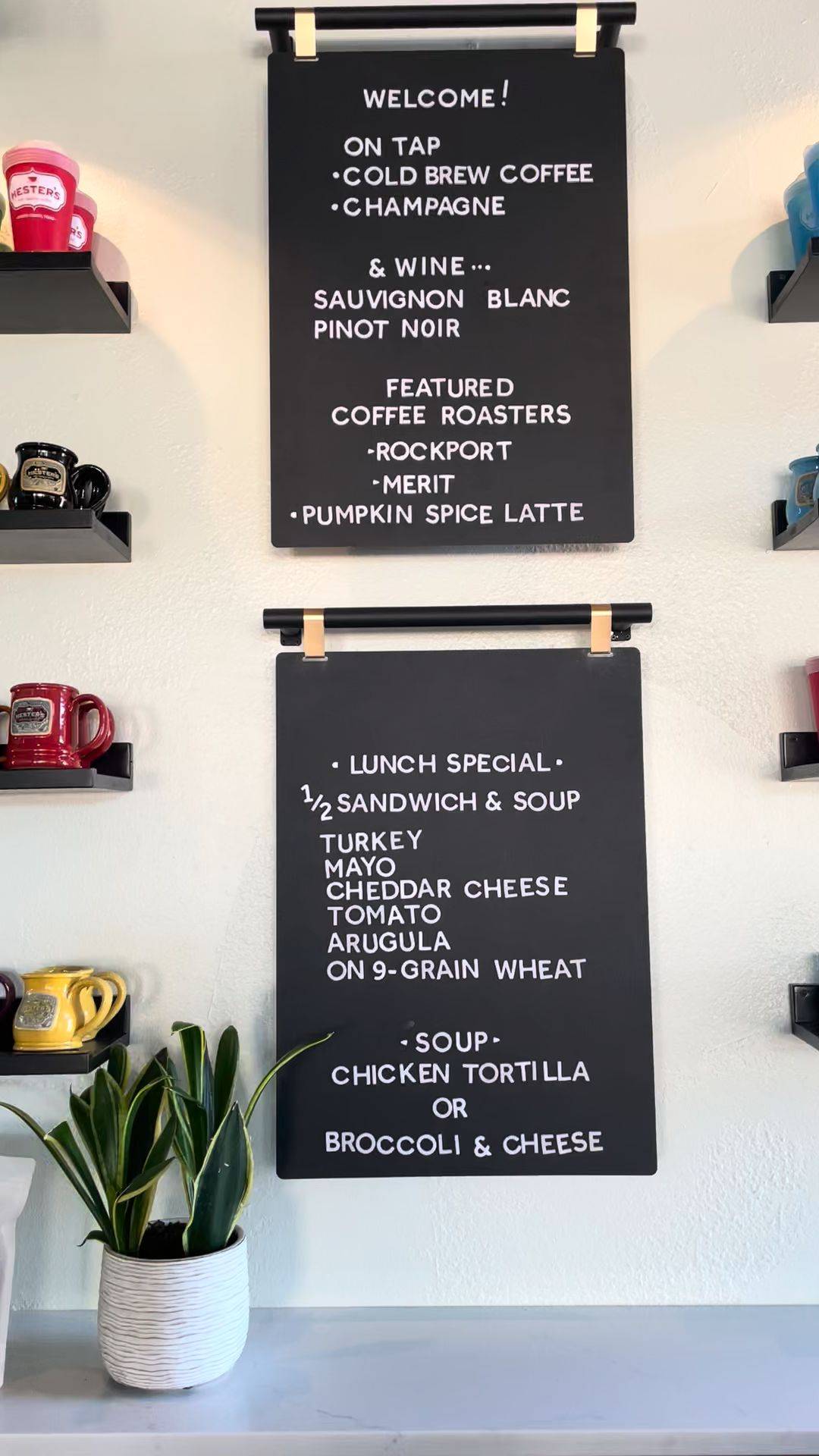 Menu at Hester's Cafe Six Points, Corpus Christi, S Alameda St