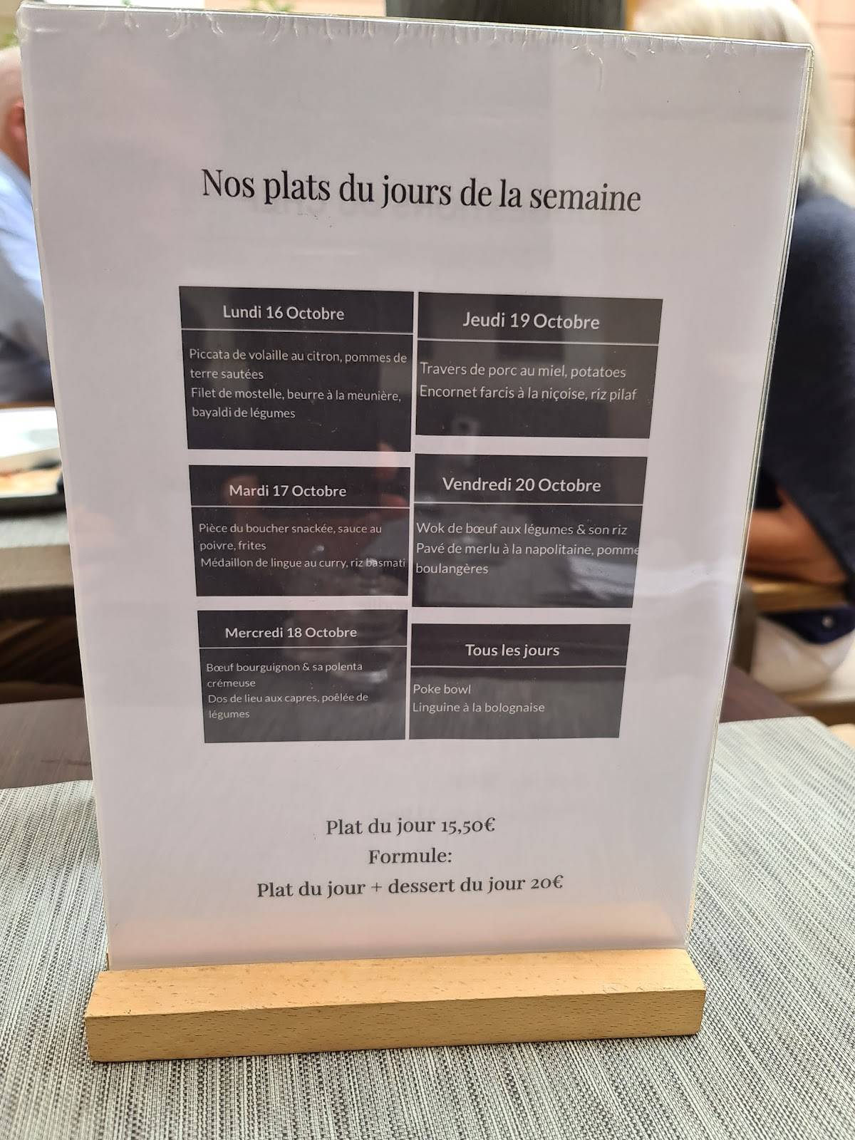 Menu at Huit & Demi restaurant, Monaco-Ville