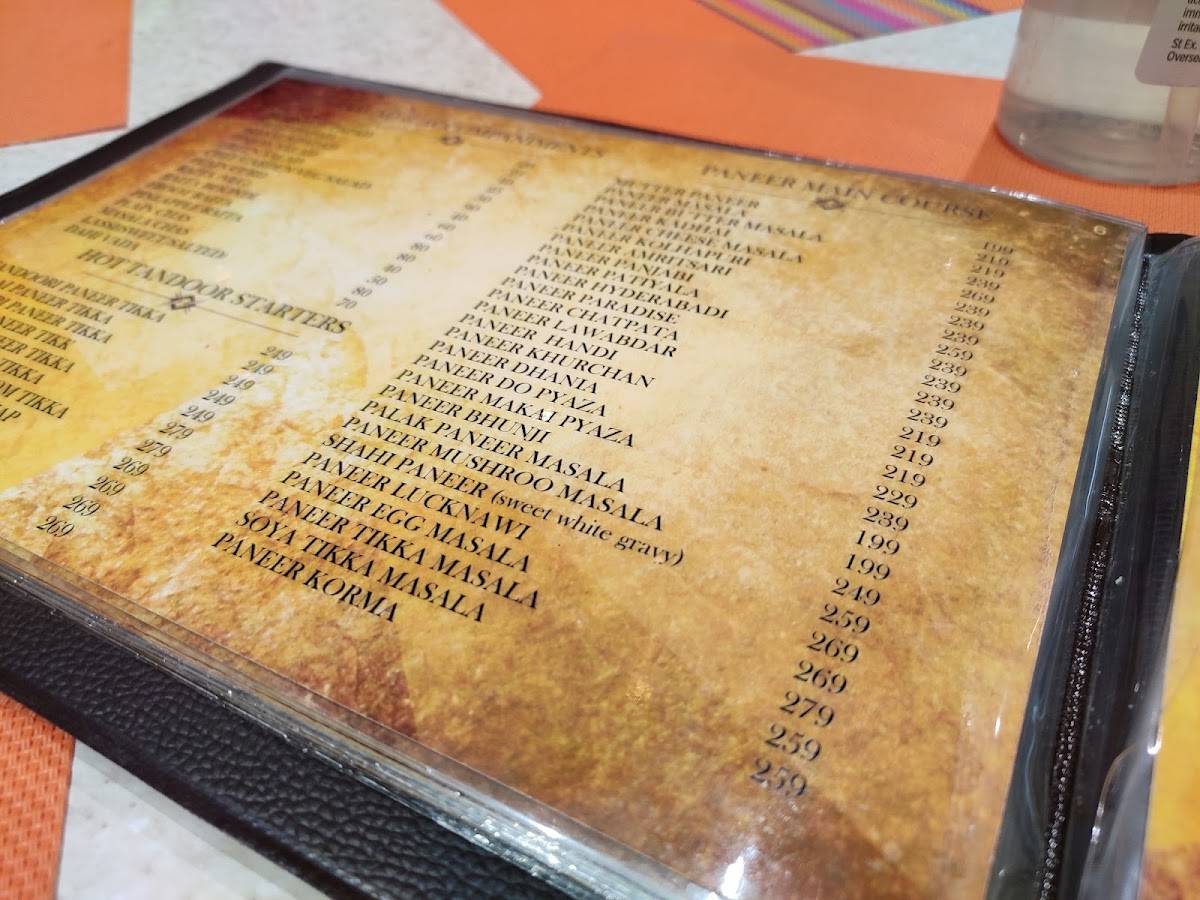 Menu at Lalaji dilliwale restro & cafe, Bilaspur