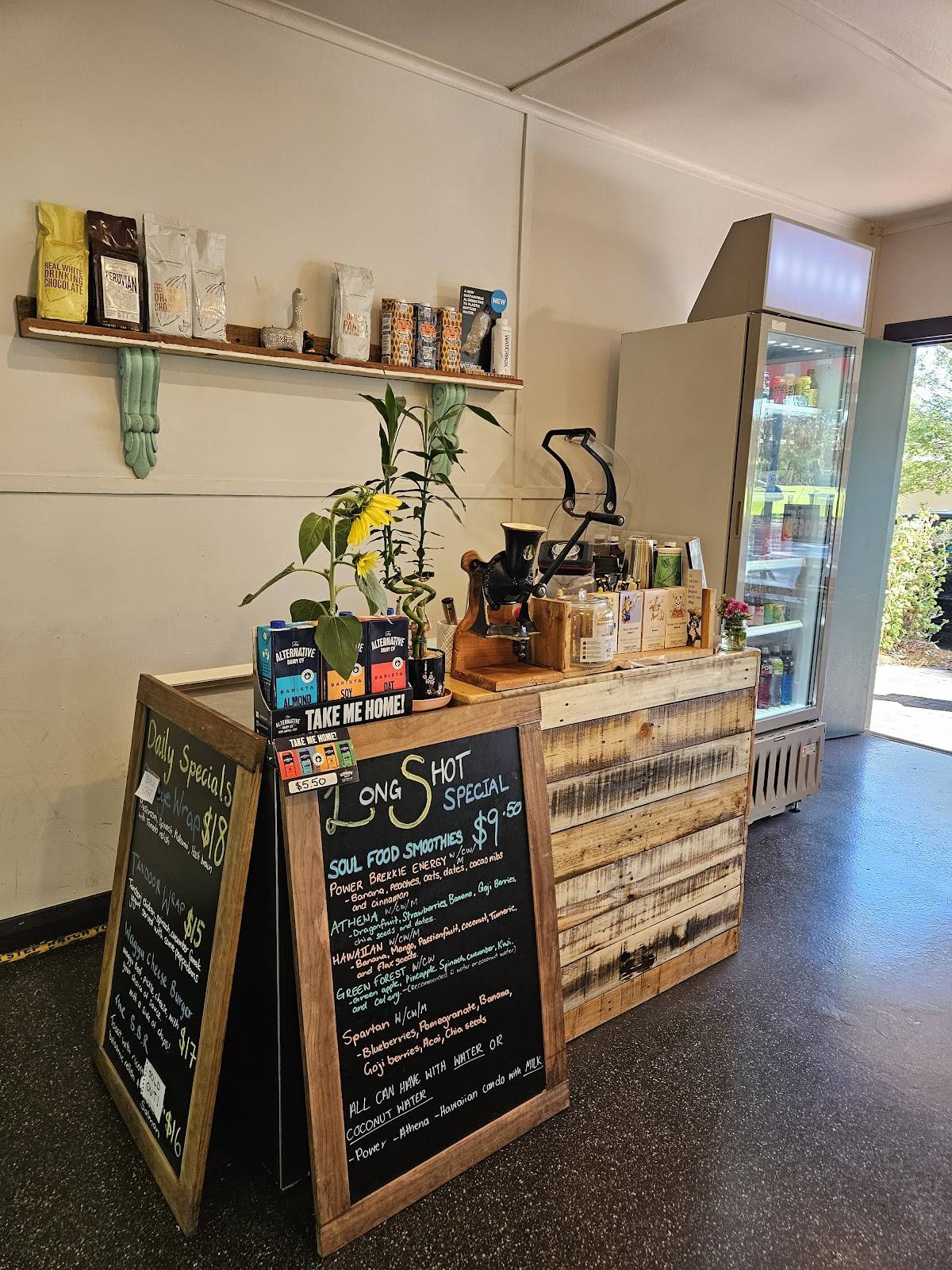 Menu at Long Shot & Co cafe, Old Noarlunga