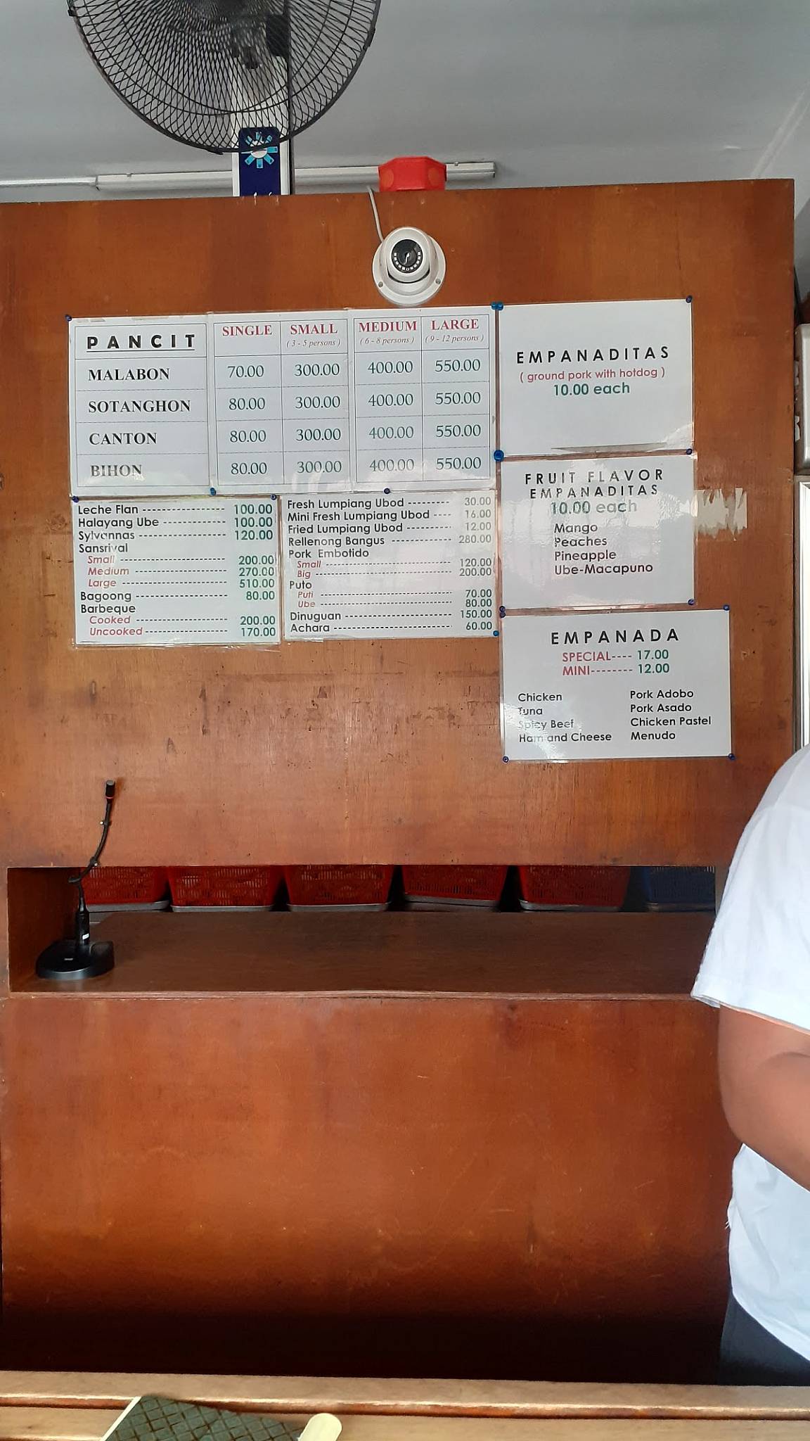 Menu at Lucky 21 restaurant, Quezon City