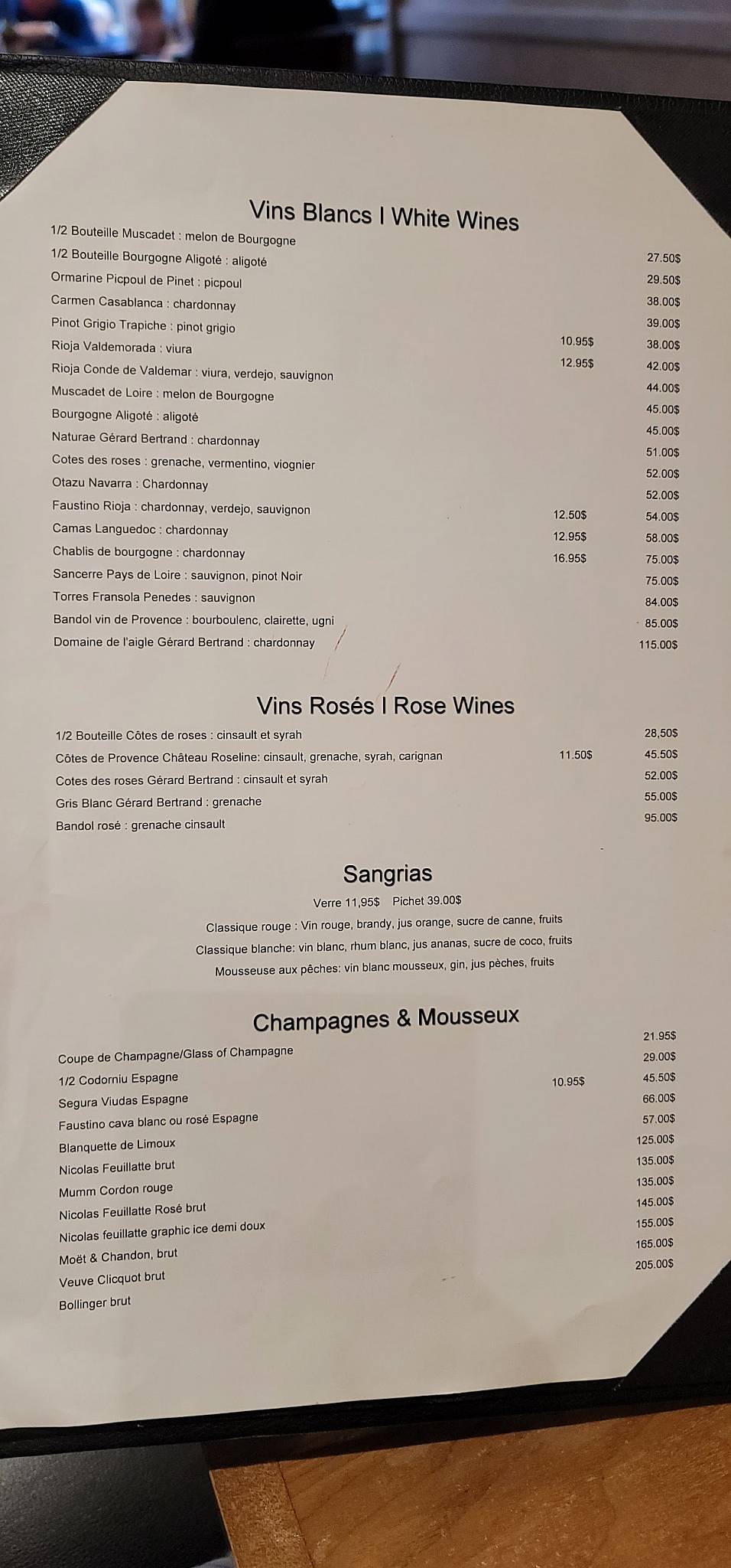 Menu au Les Pyrénées restaurant, Montréal