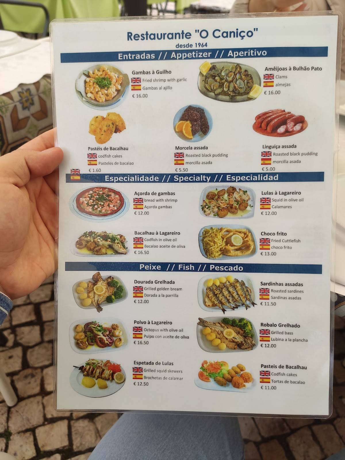 Menu at O Caniço restaurant, Lisbon