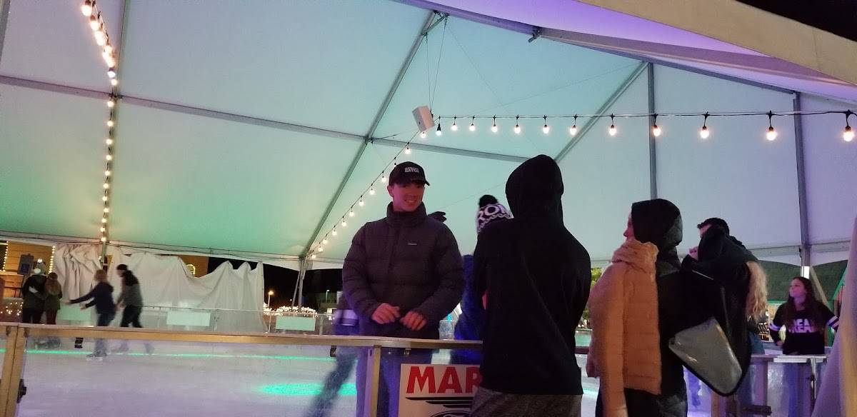 Menu at R & R Bakery & Coffee Shop, Marshall