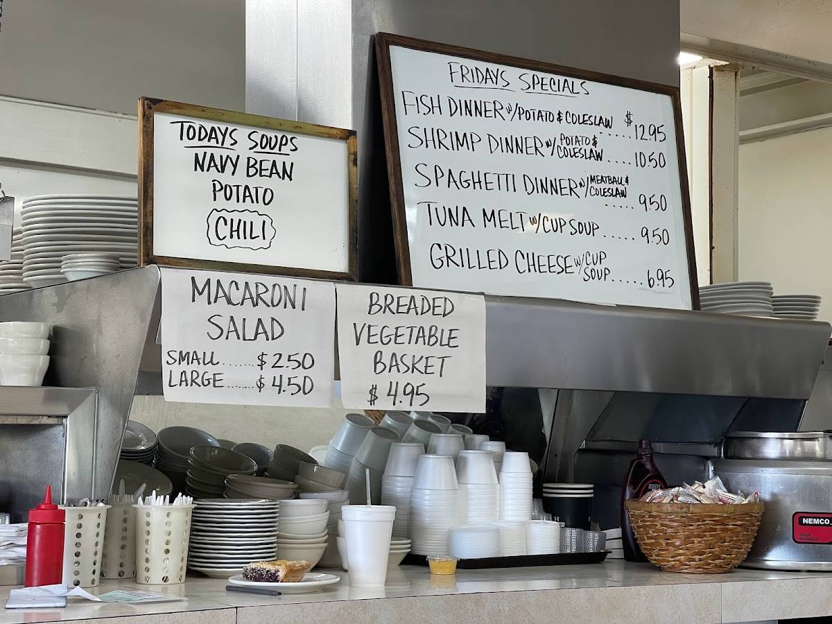 Menu at Chat-n-Chew restaurant, Warren