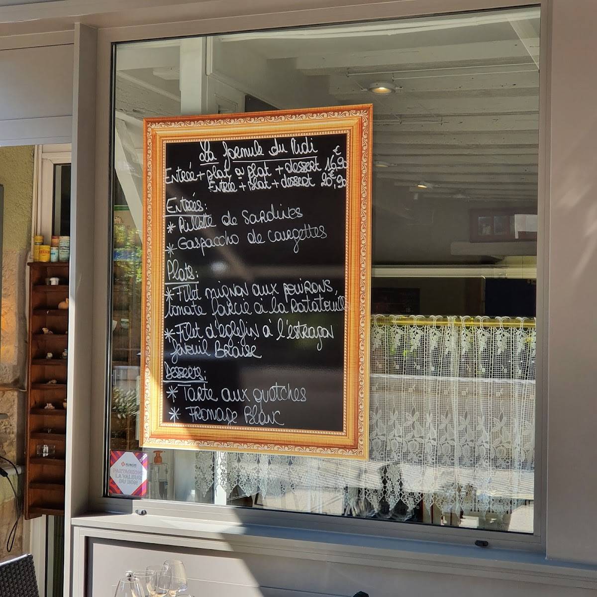 Menu au Chez Léon restaurant, Dijon, 20 Rue des Godrans