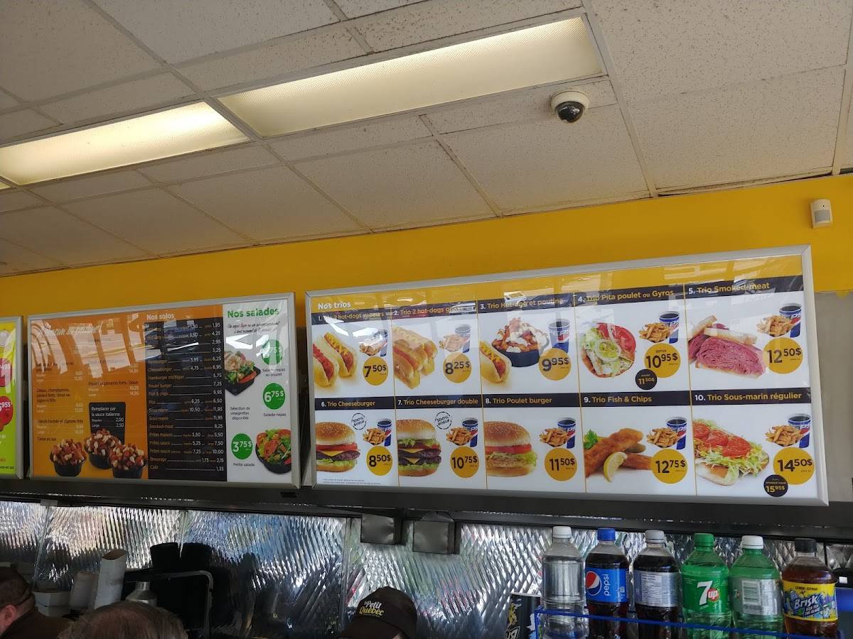 Menu au Le Petit Québec restaurant, Montréal, R. Sherbrooke E