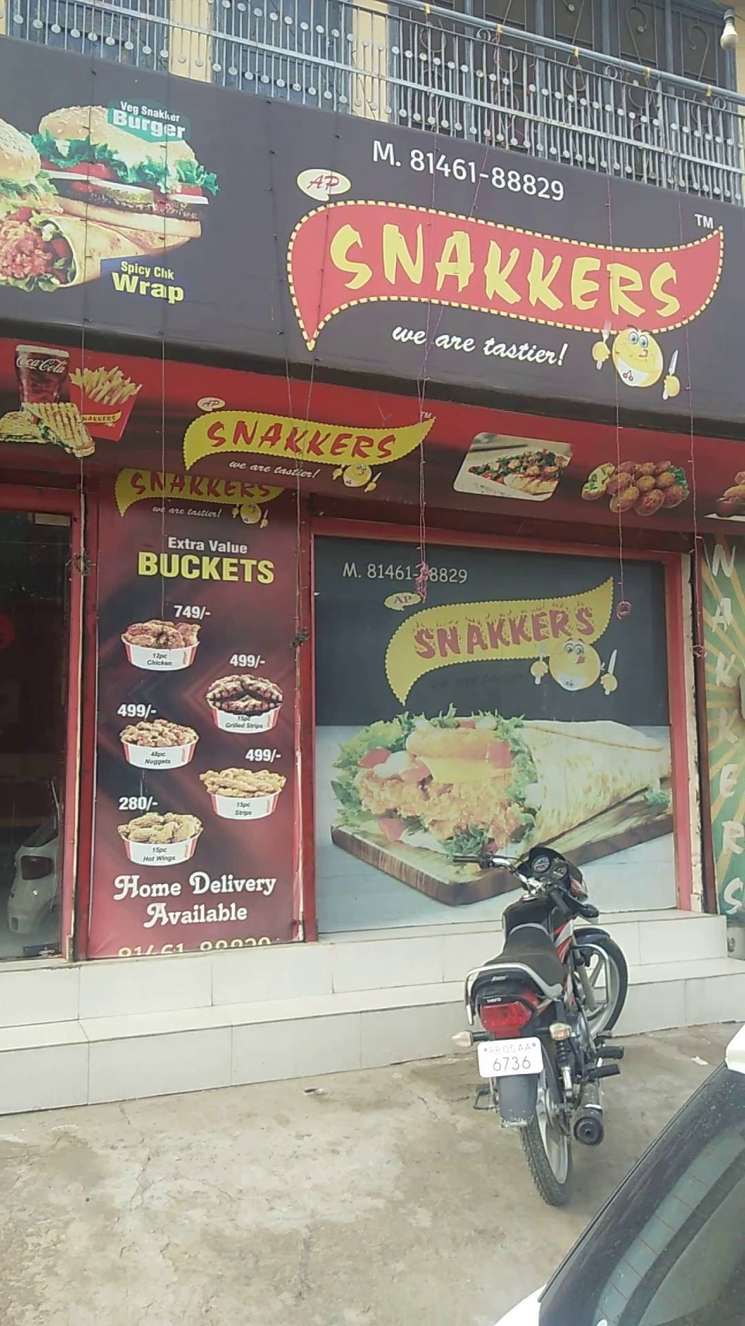 Menu at Snakkers, Bagha Purana