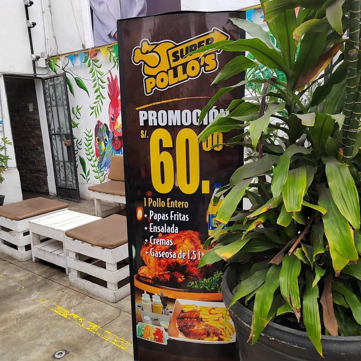 Menu at Super Pollo's restaurant, Miraflores