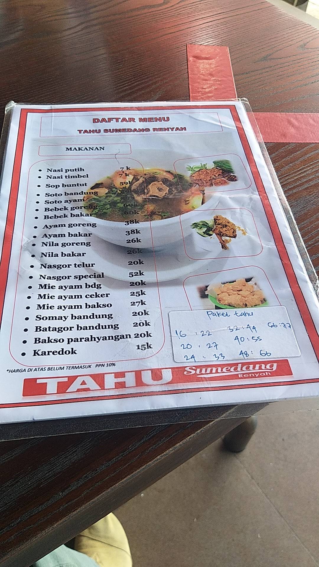 Carta del restaurante Tahu Sumedang Renyah, Indonesia, 6GRV+VVH