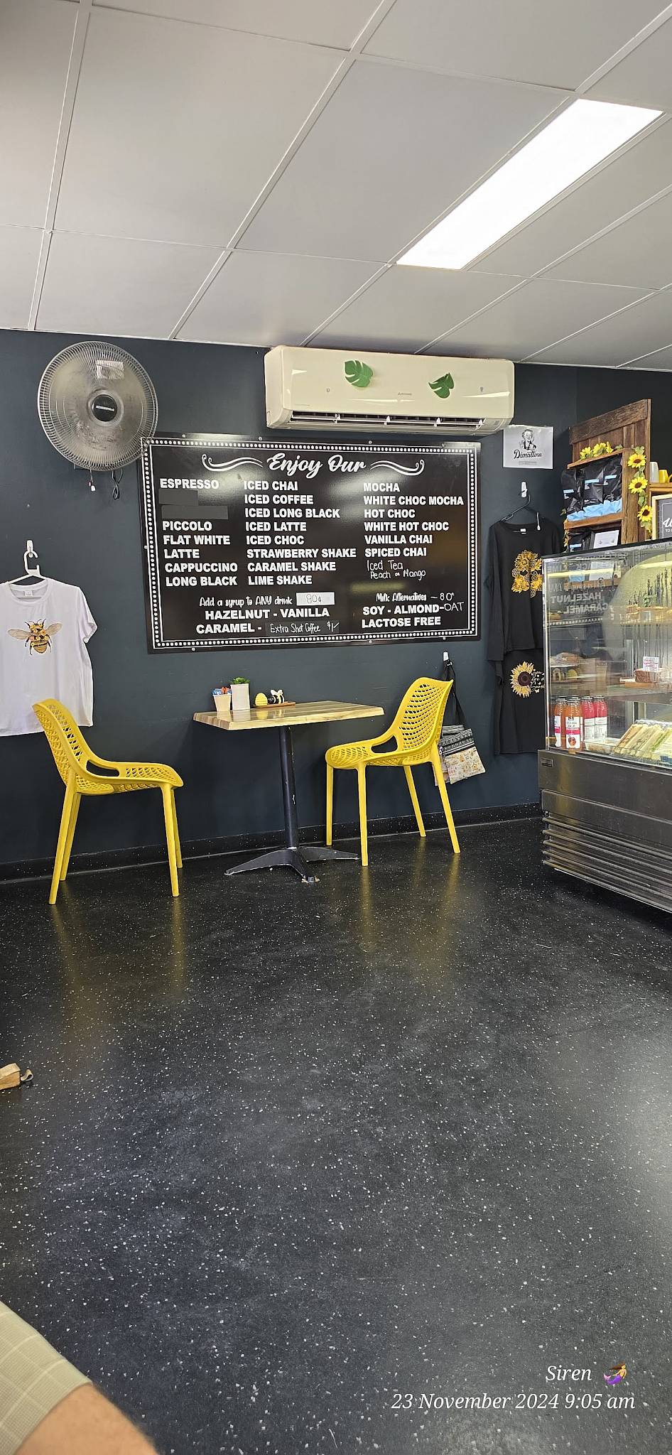 Menu at The Hungry Hive Cafe, Maryborough