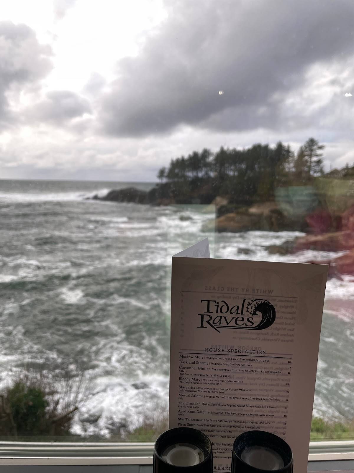 Menu at Tidal Raves Seafood Grill restaurant, Depoe Bay