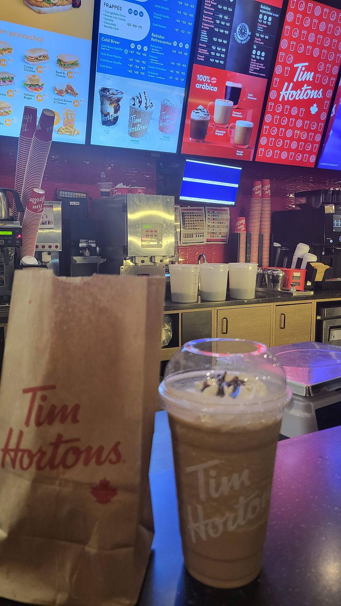Carta del café Tim Hortons, Monterrey, Av. Eugenio Garza Sada 3933