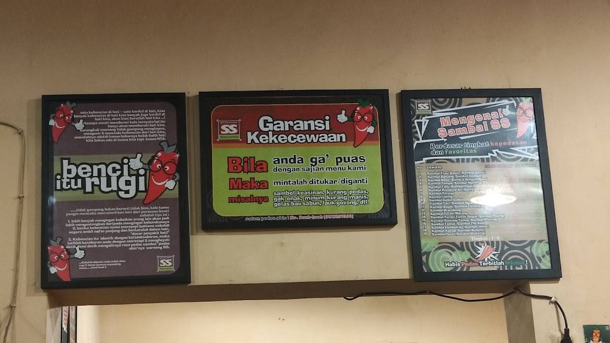 Carta del restaurante Waroeng Spesial Sambal "SS" Arjuna, Surabaya