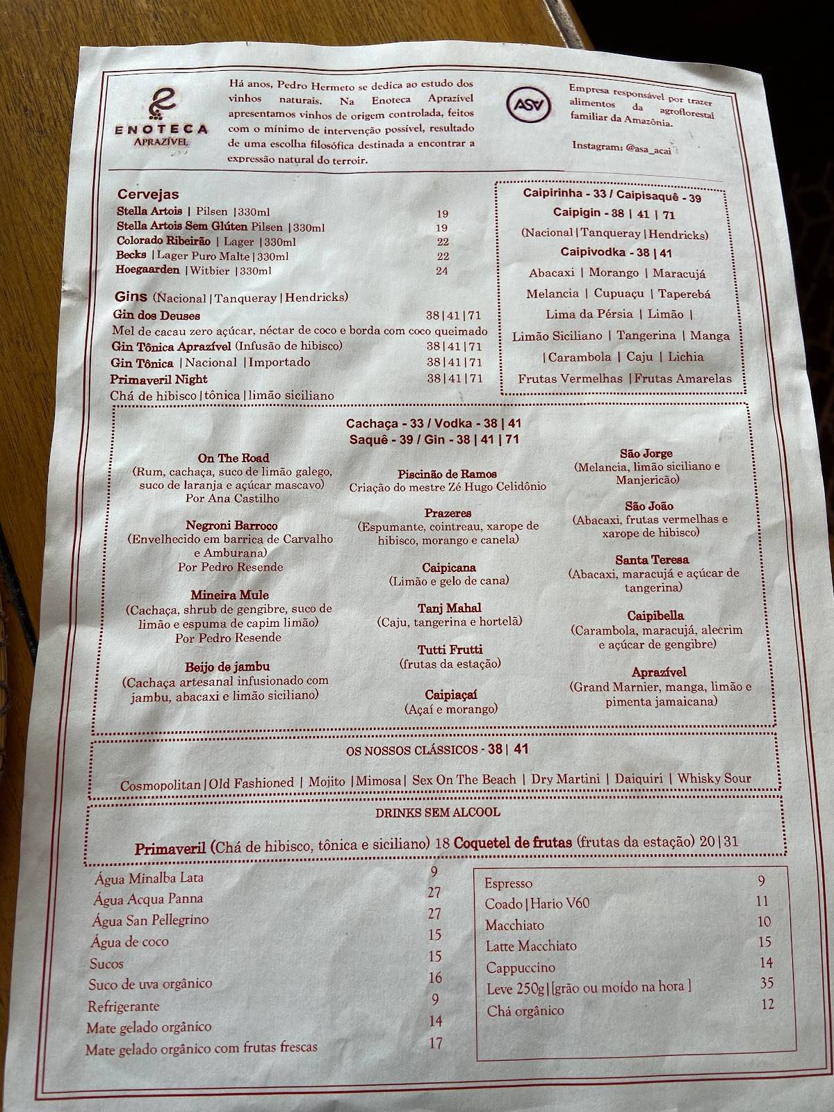 Menu em Aprazível restaurante, Rio de Janeiro