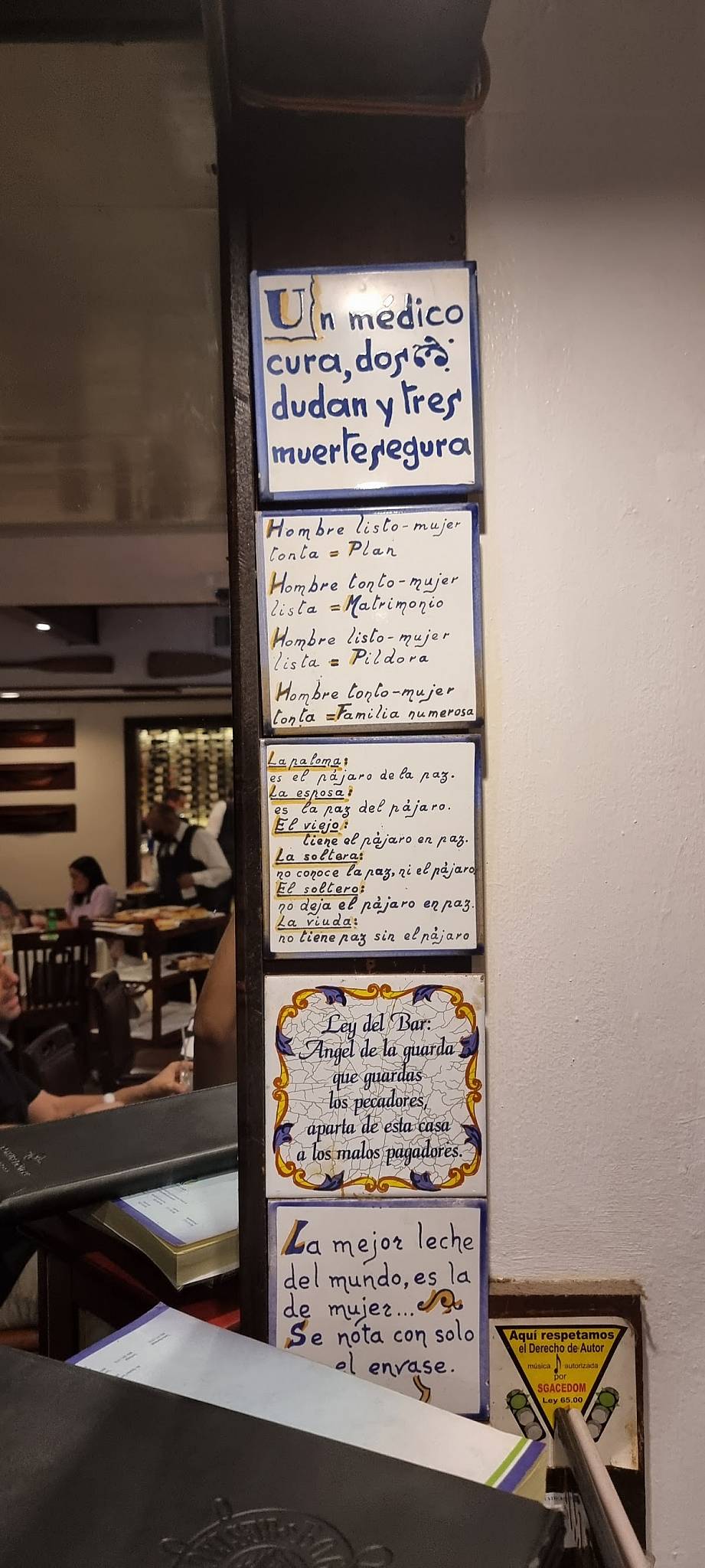 Menu at Boga Boga restaurant, Santo Domingo