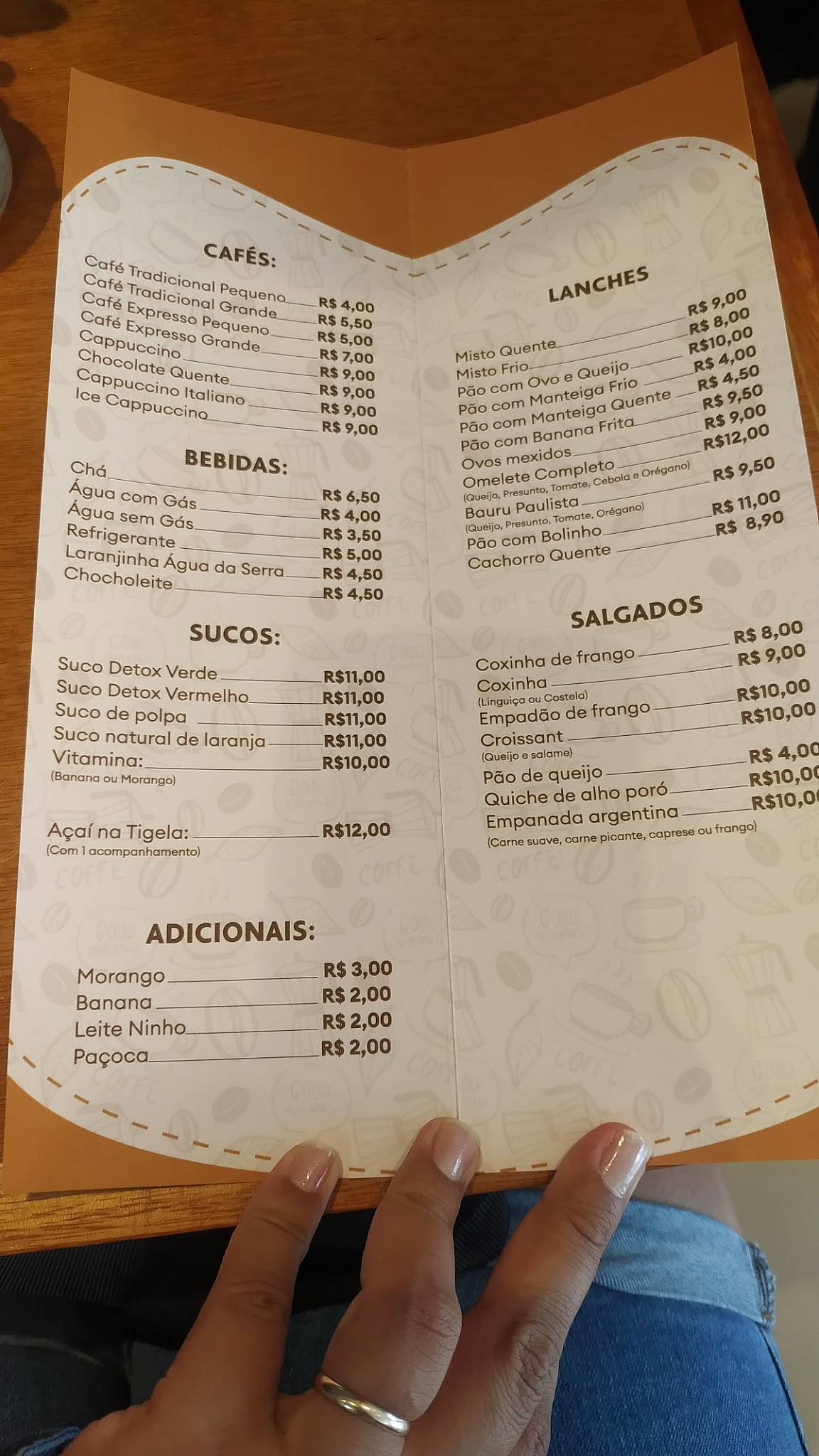 Menu em Bon Coffee Baln. Camboriú, Balneário Camboriú
